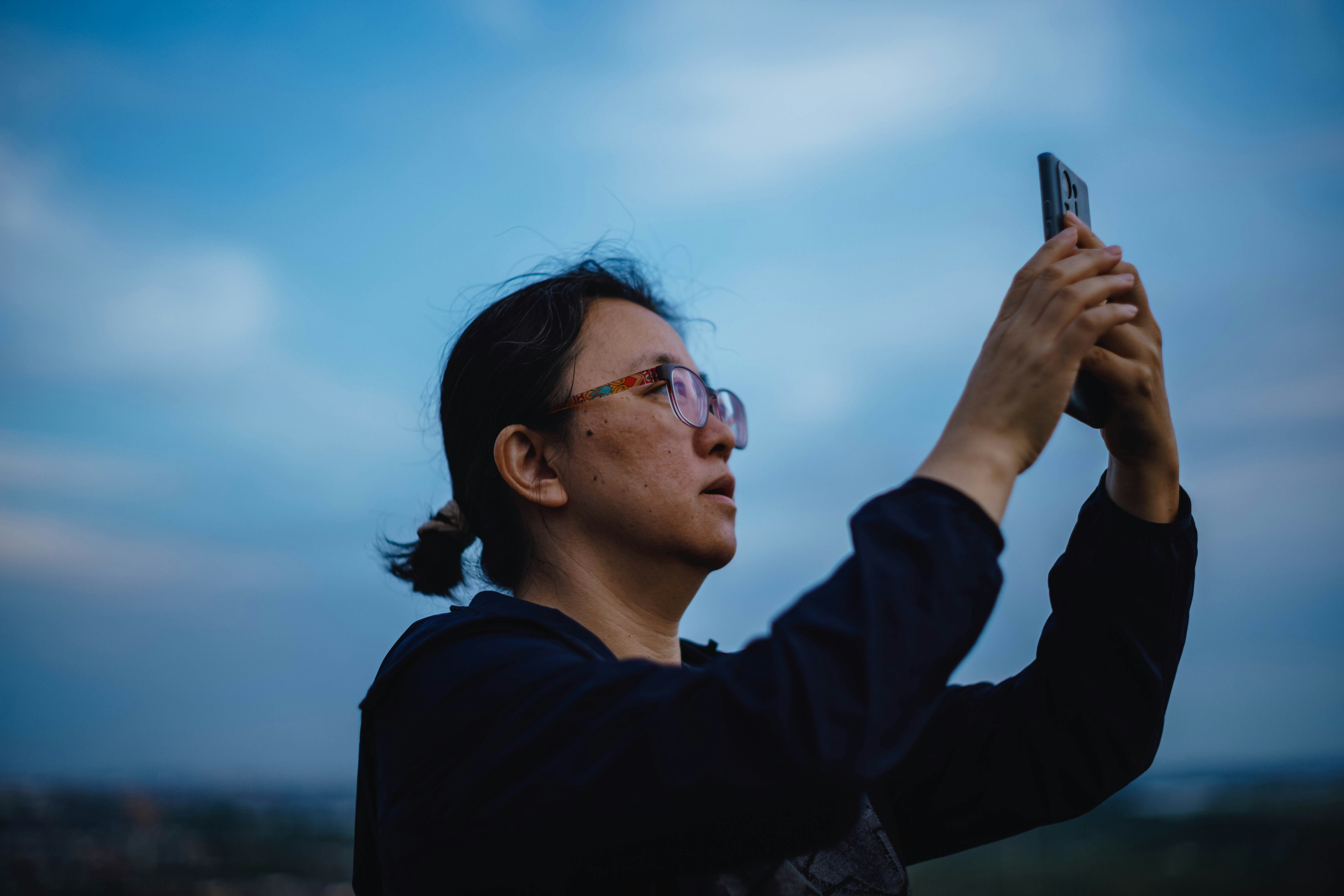 Urban Observer: Capturing Moments in the Cityscape