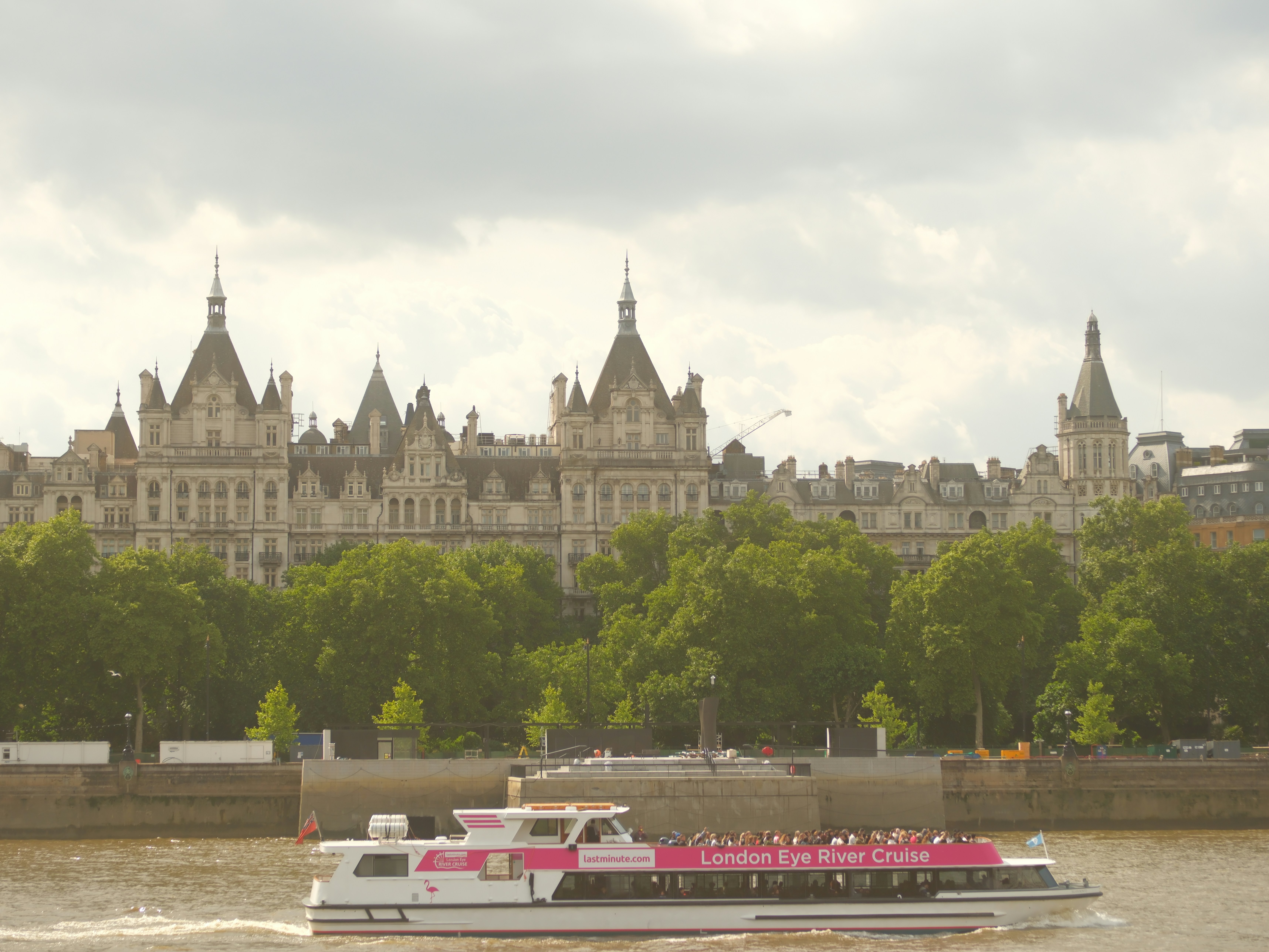 Pink River Cruise Framing a Timeless London Riverside