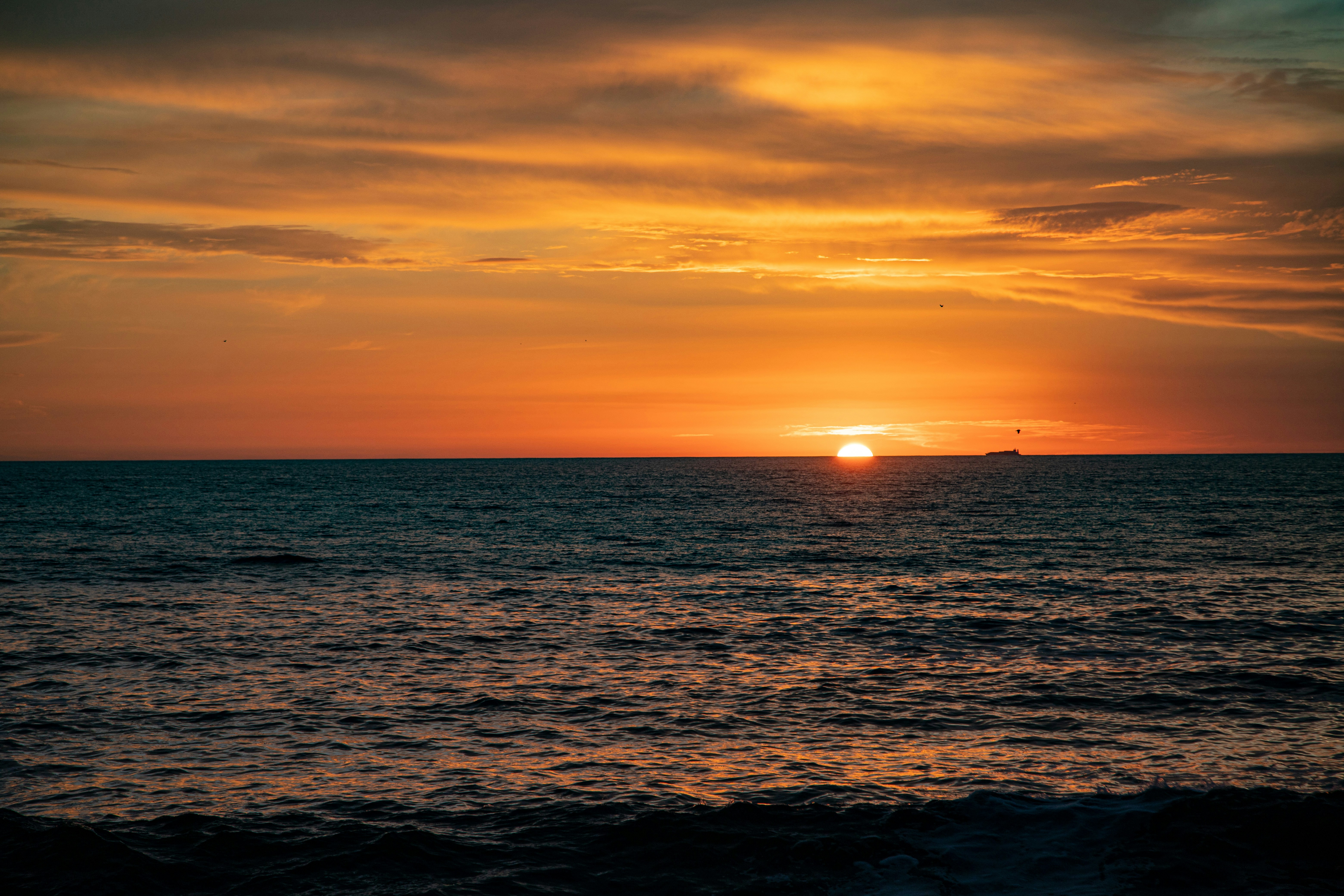 Horizon Embrace: A Dance of Light and Water