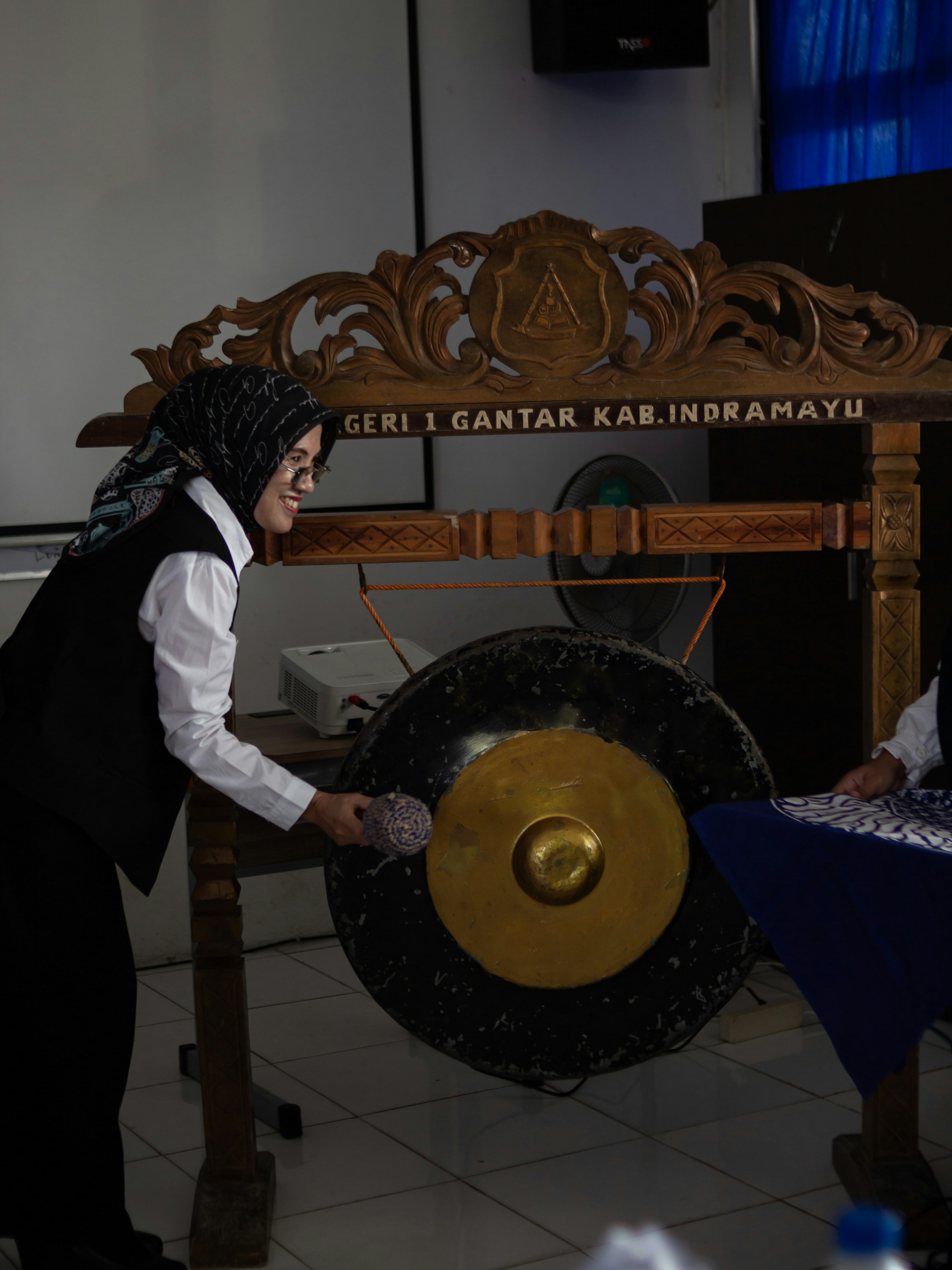 Harmony in Motion: The Art of Traditional Sound