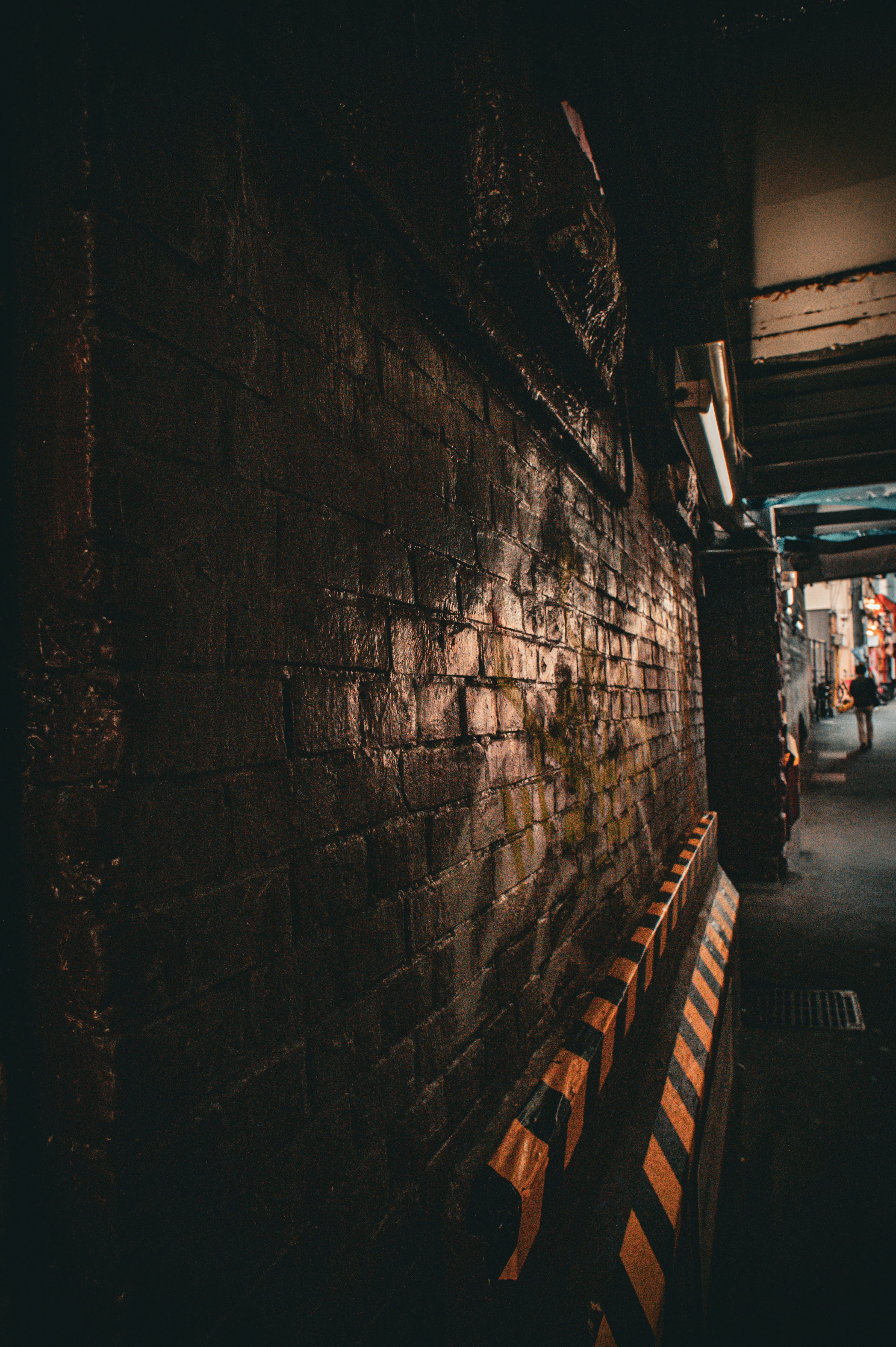 Echoes of Urban Shadows