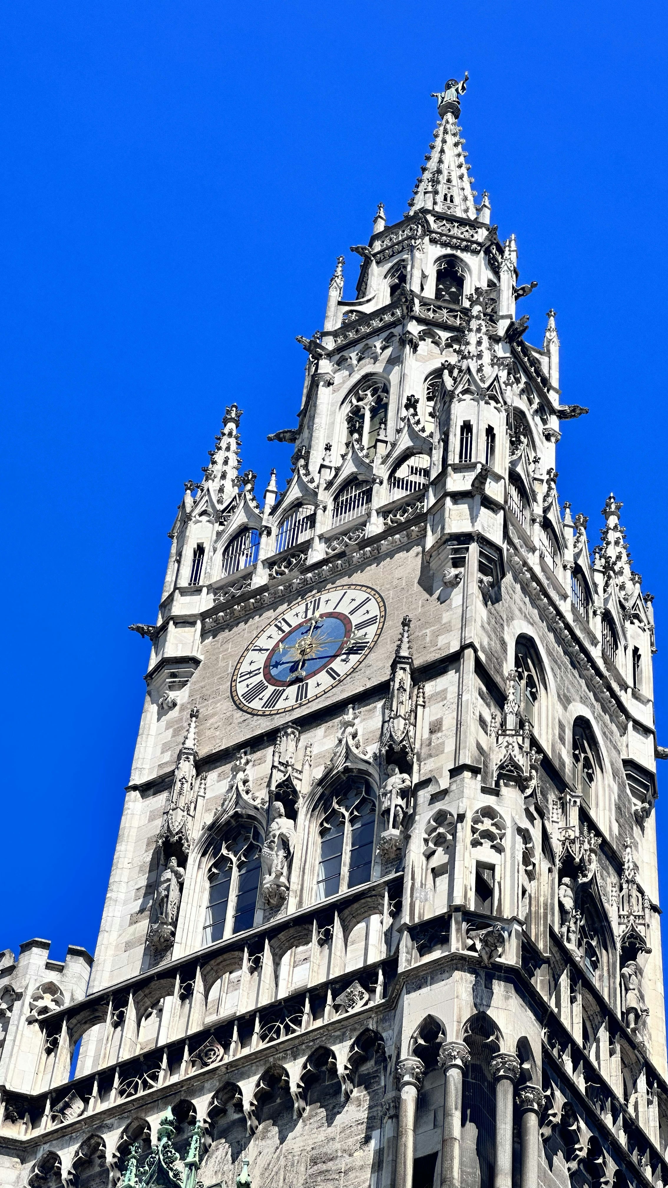 The Majestic Clocktower: A Testament to Architectural GrandeurRenato Galisteu