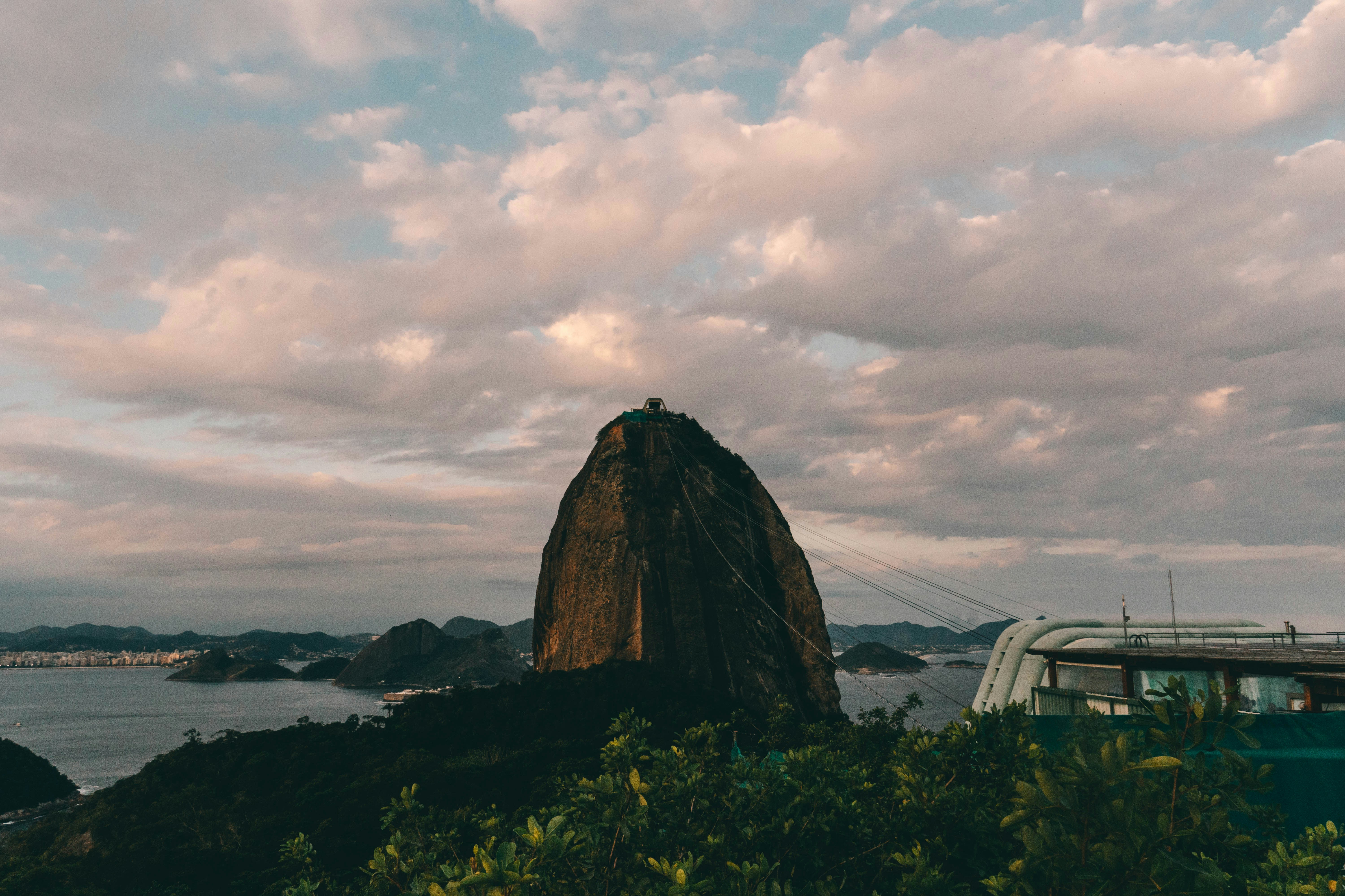 The Sentinel of Sugarloaf: A Glimpse of Nature's Majesty