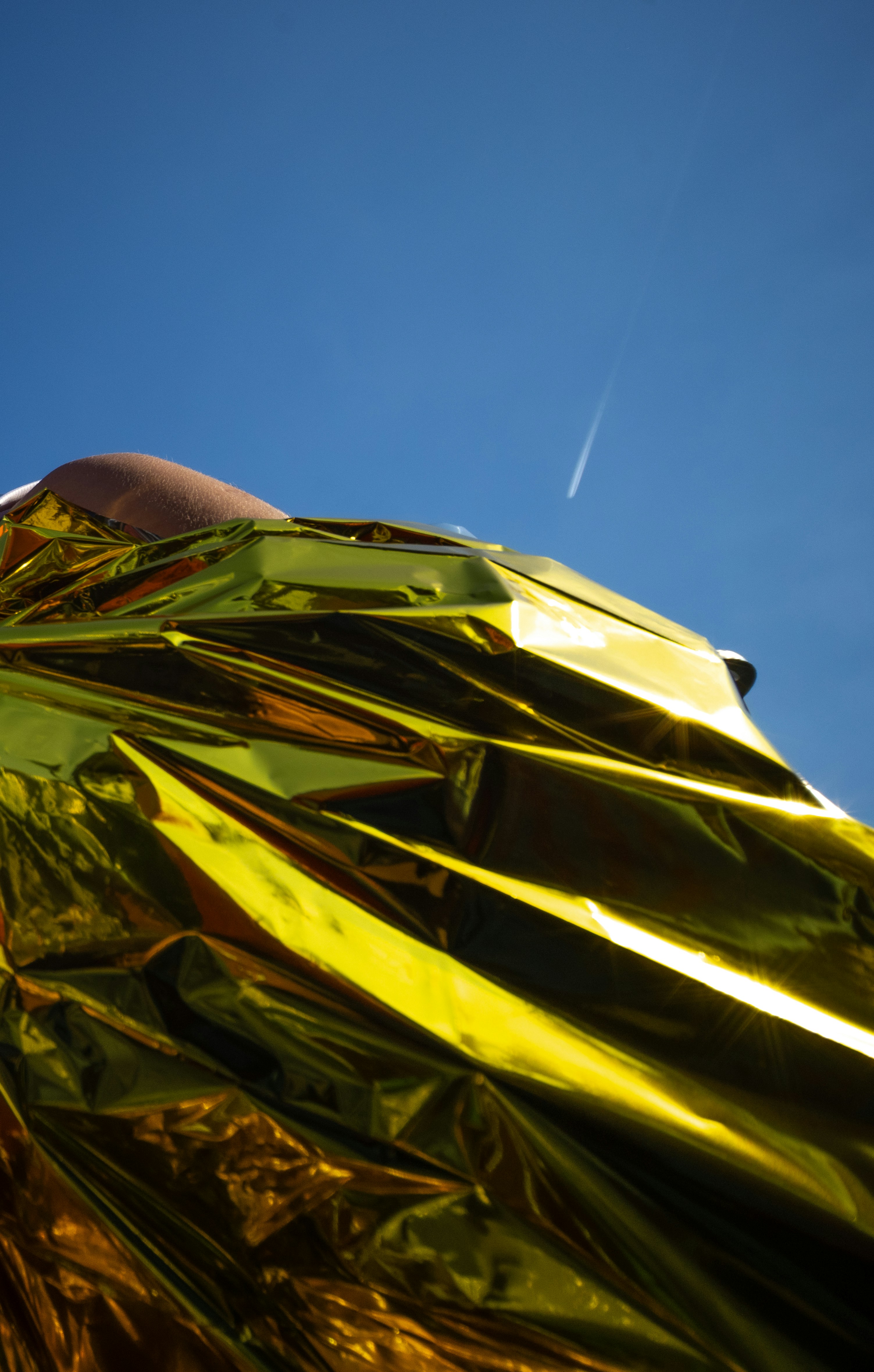Golden Reflections Under a Clear Sky