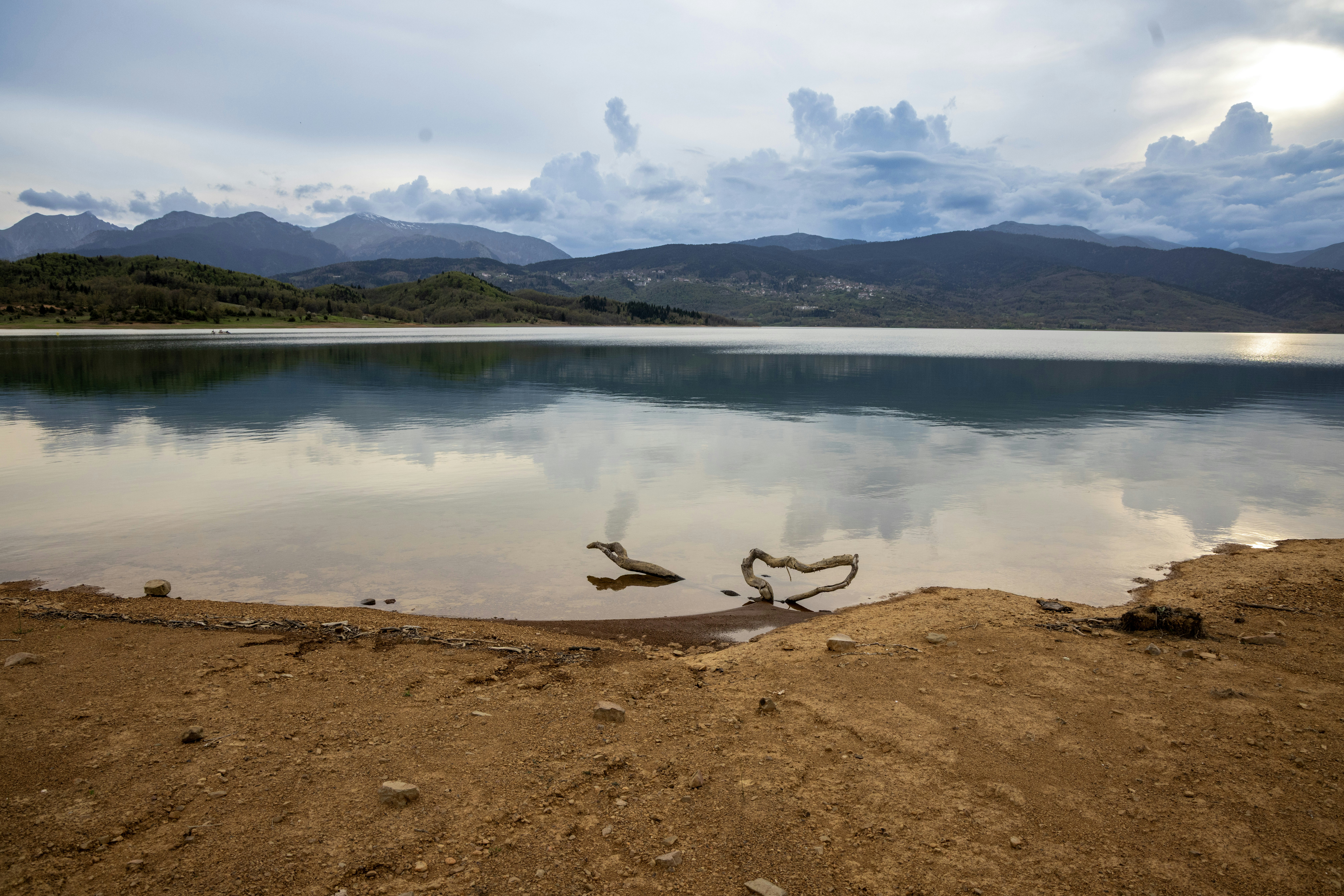 Reflections of Serenity: A Lakeside Reverie