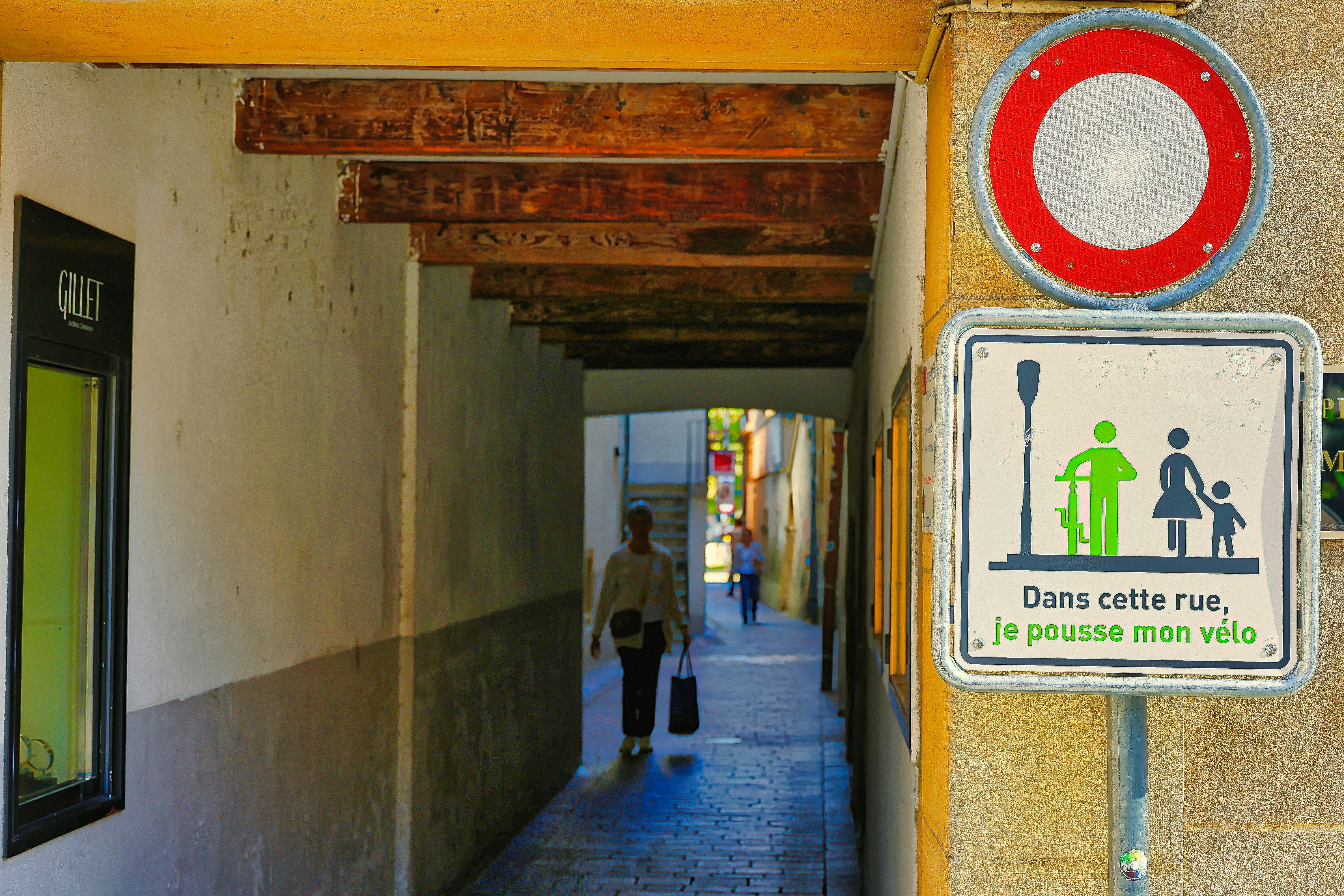 Navigating Through Urban Pathways