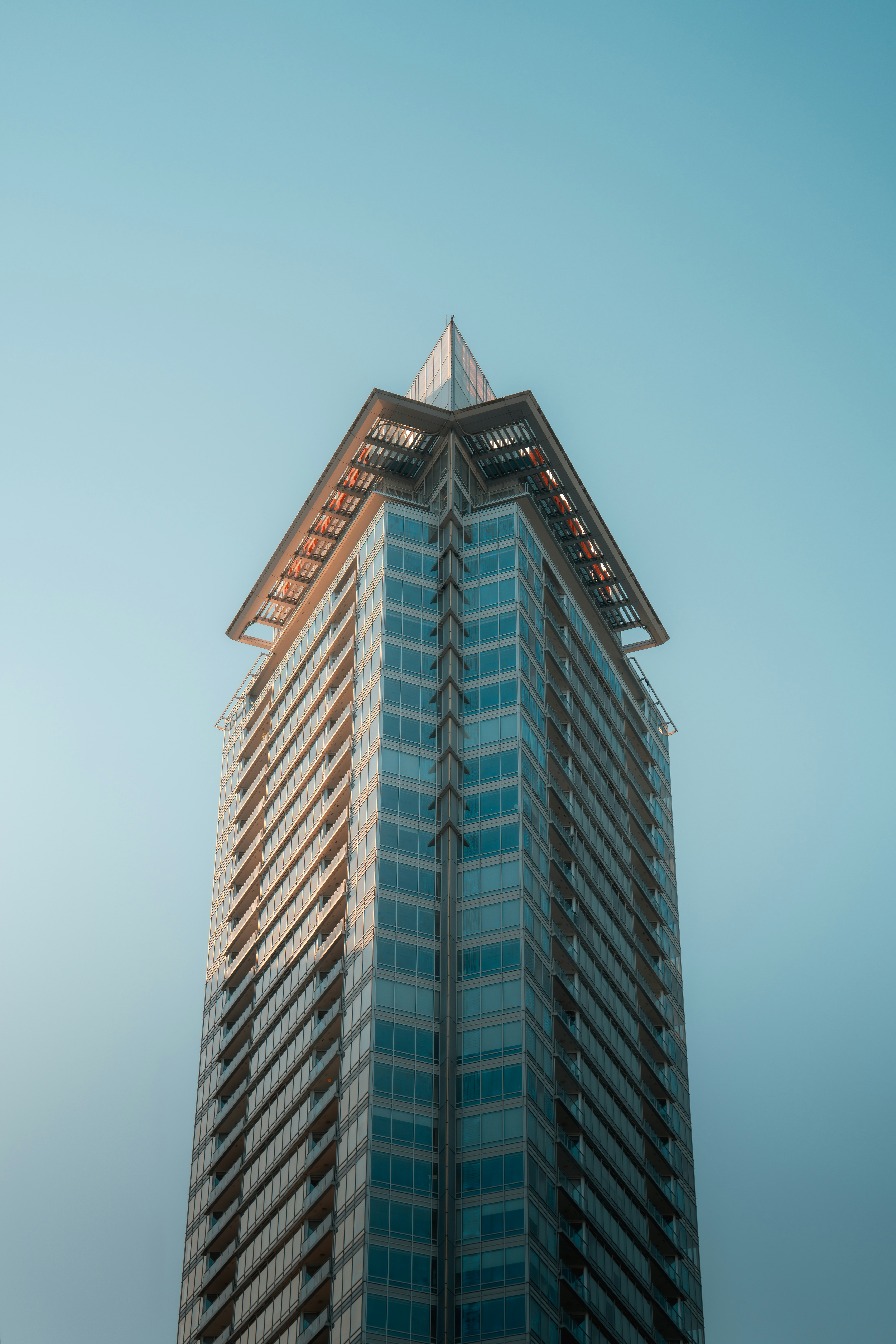 Ascendancy of Modern Architecture