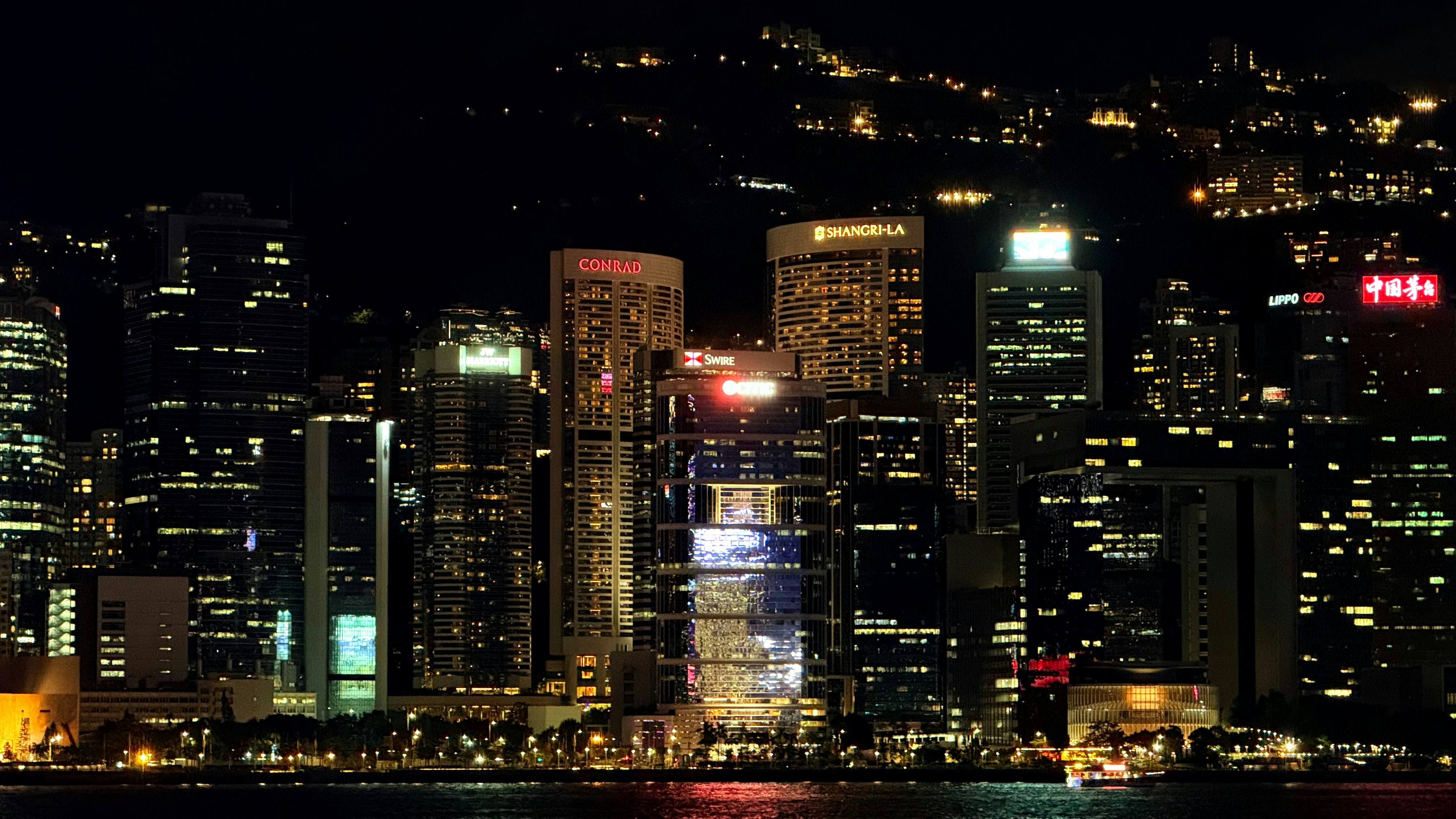 Neon Reflections: A Night in the Urban Jungle