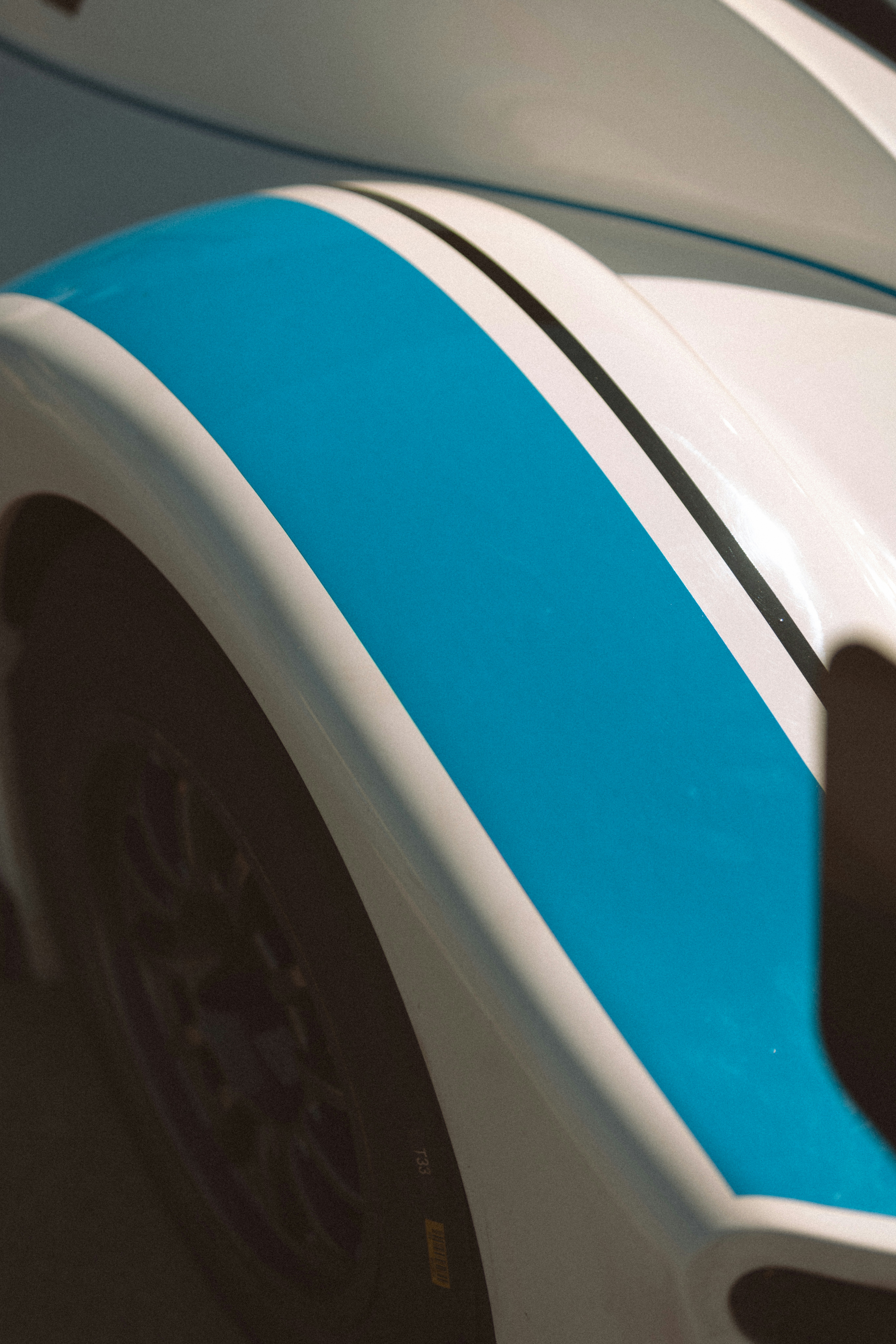 Curves of Precision: The Art of Automotive Design