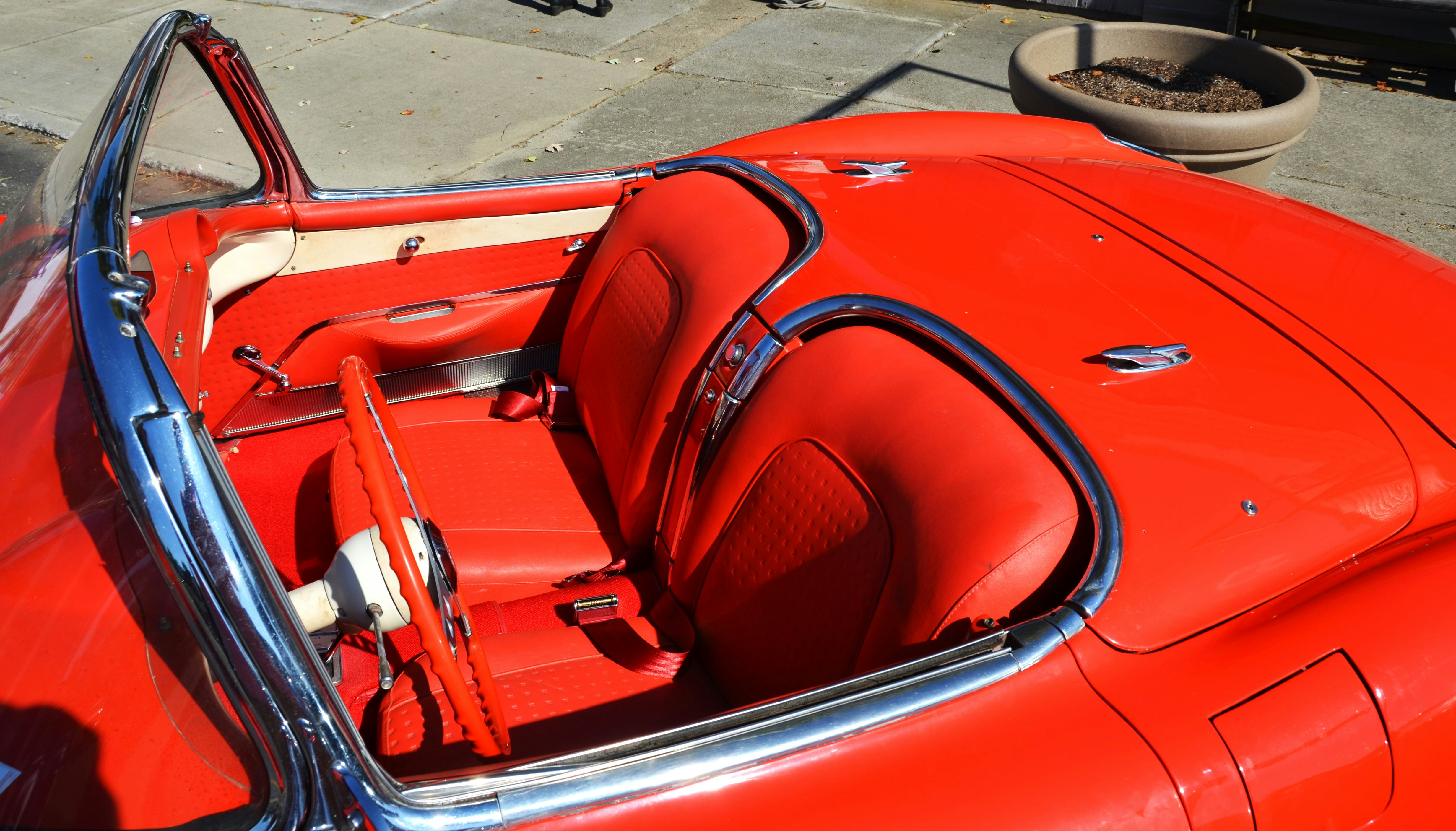 Vintage Elegance: The Allure of Classic Red Interiors