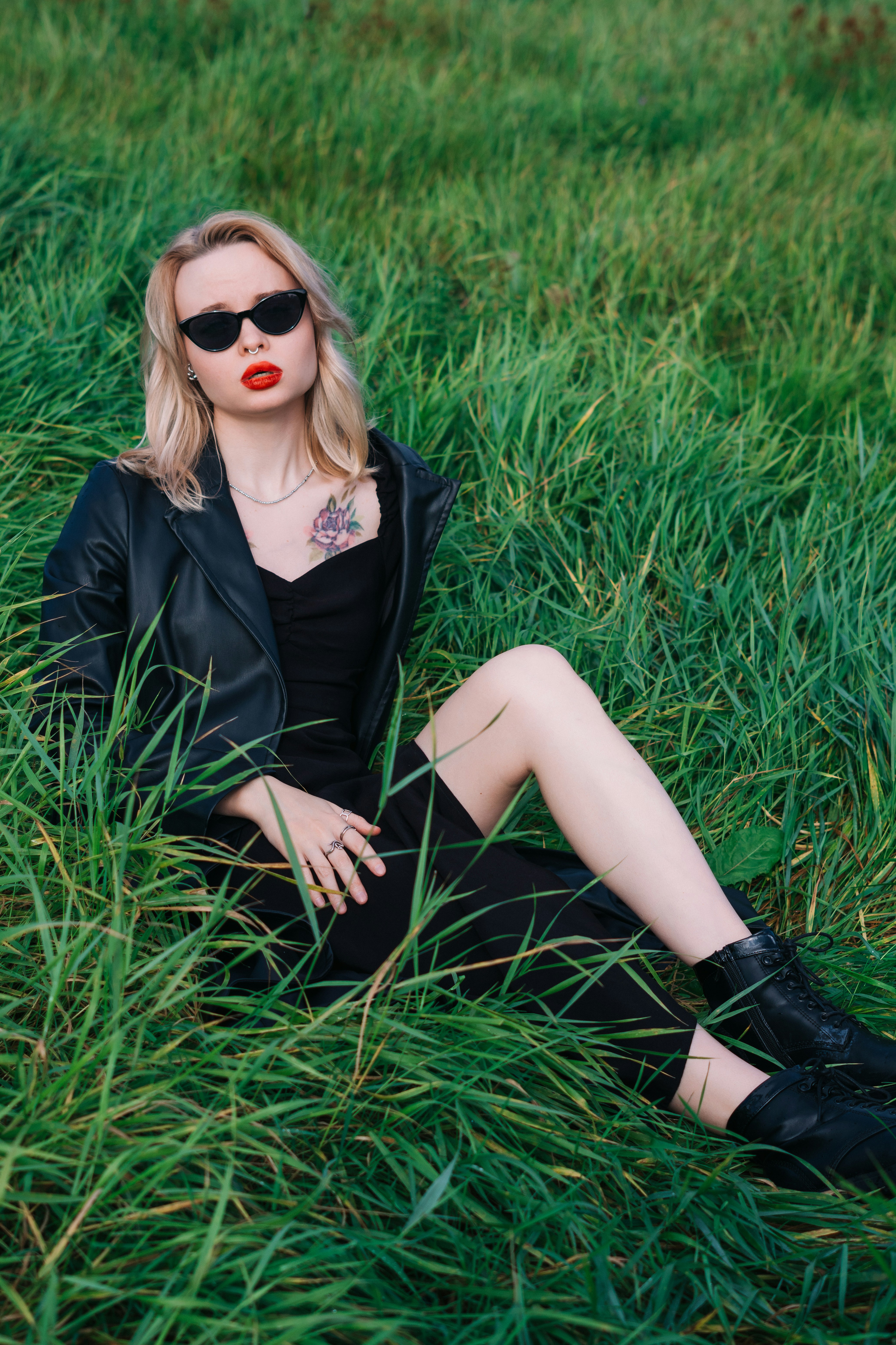 Embracing Nature's Edge with Urban Flair
