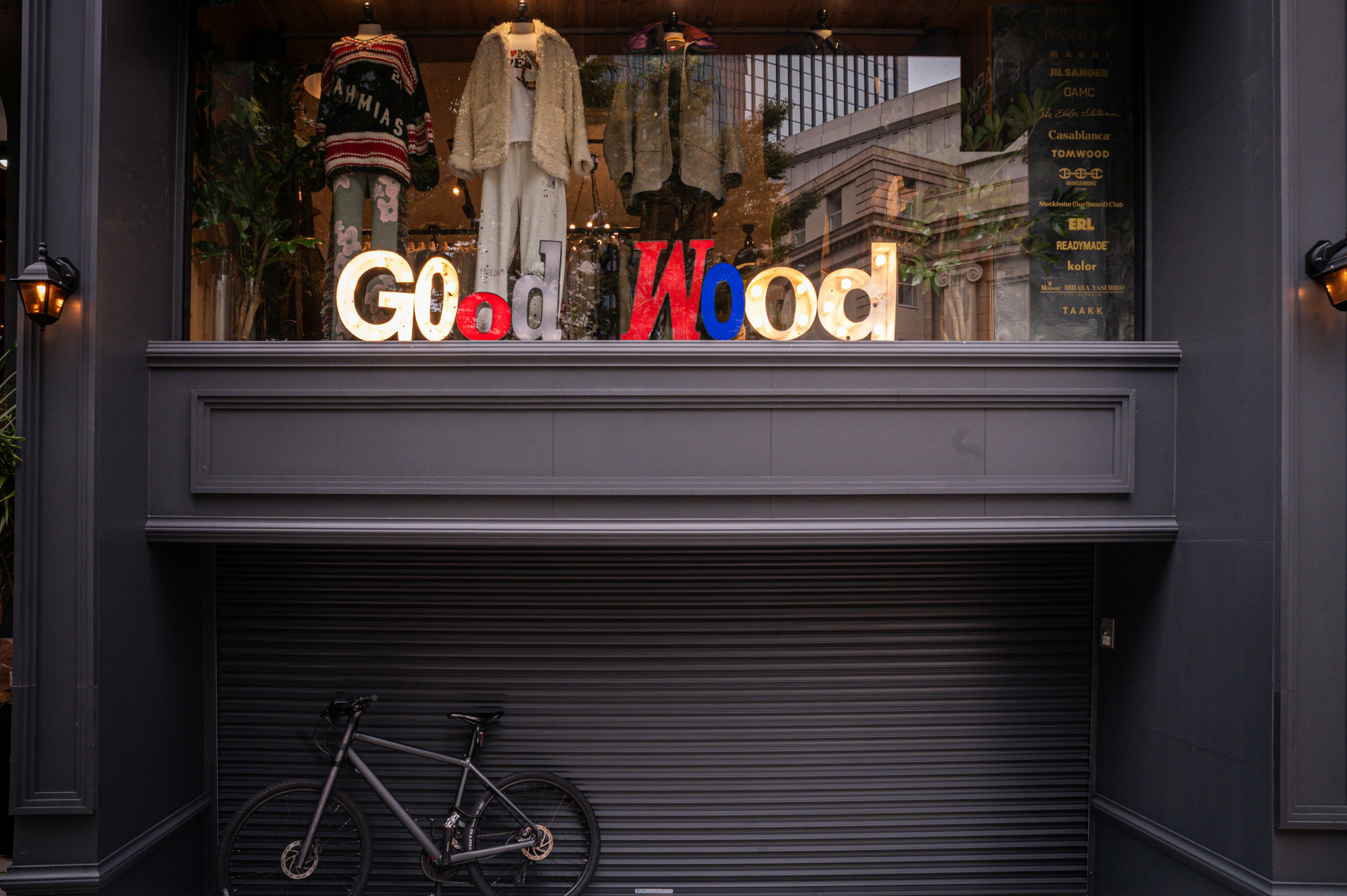 Urban Fashion Fusion: A Window to Style