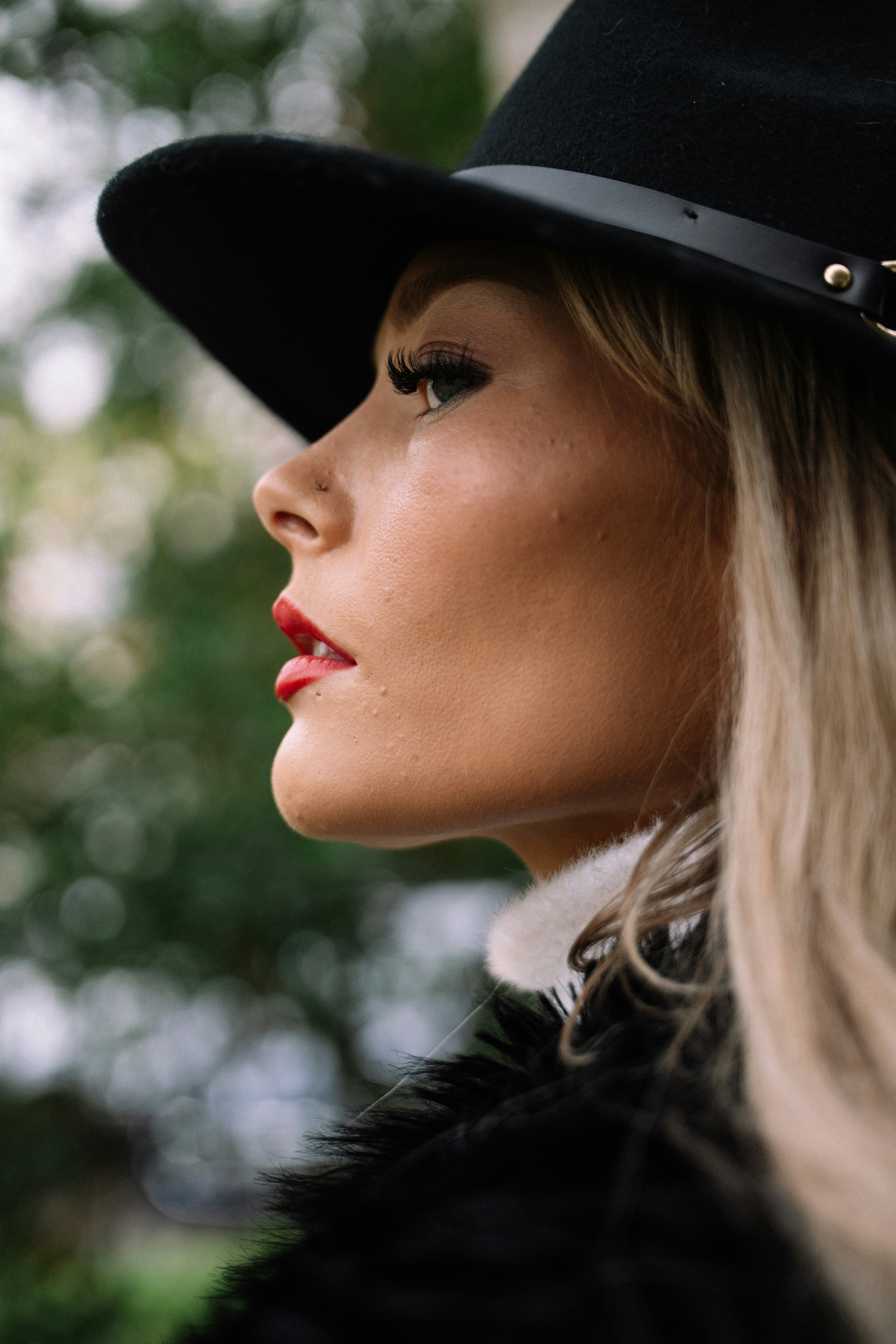Elegance in Profile: A Study of Expression