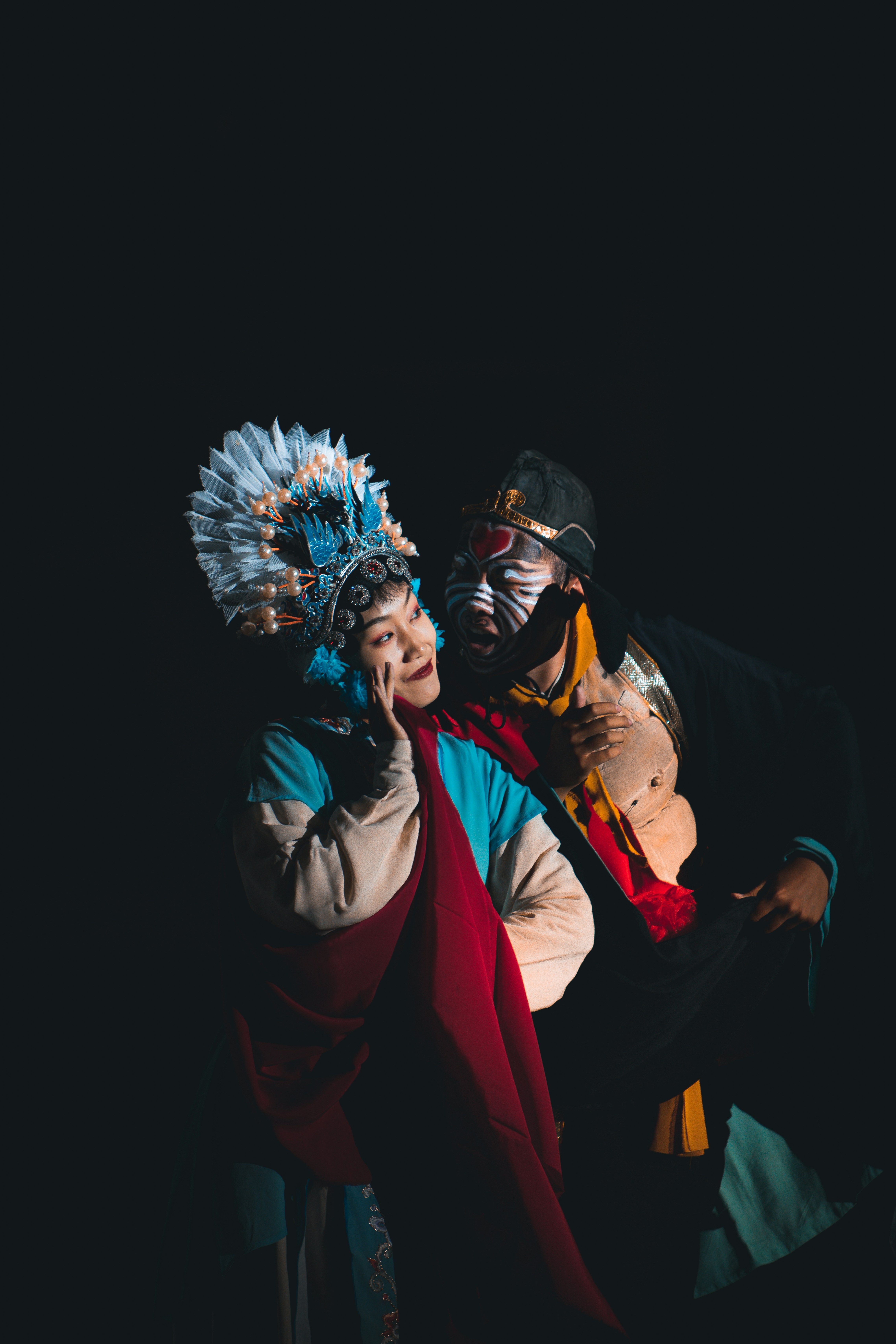 Traditional Chinese opera | Two performers in traditional chinese opera costumes