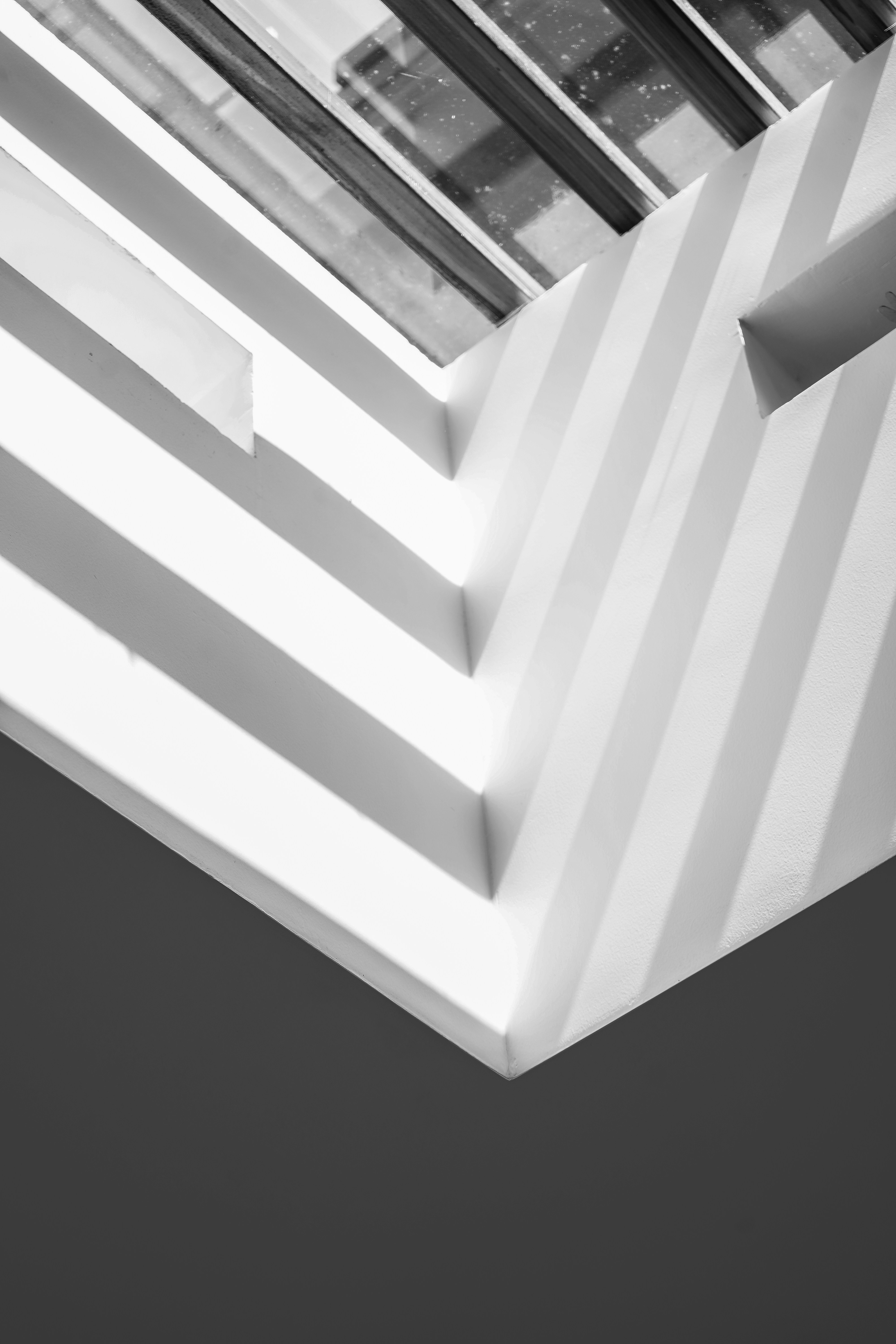 Abstract architectural lines with light and shadow. photo – Free Abstract Image on Unsplash