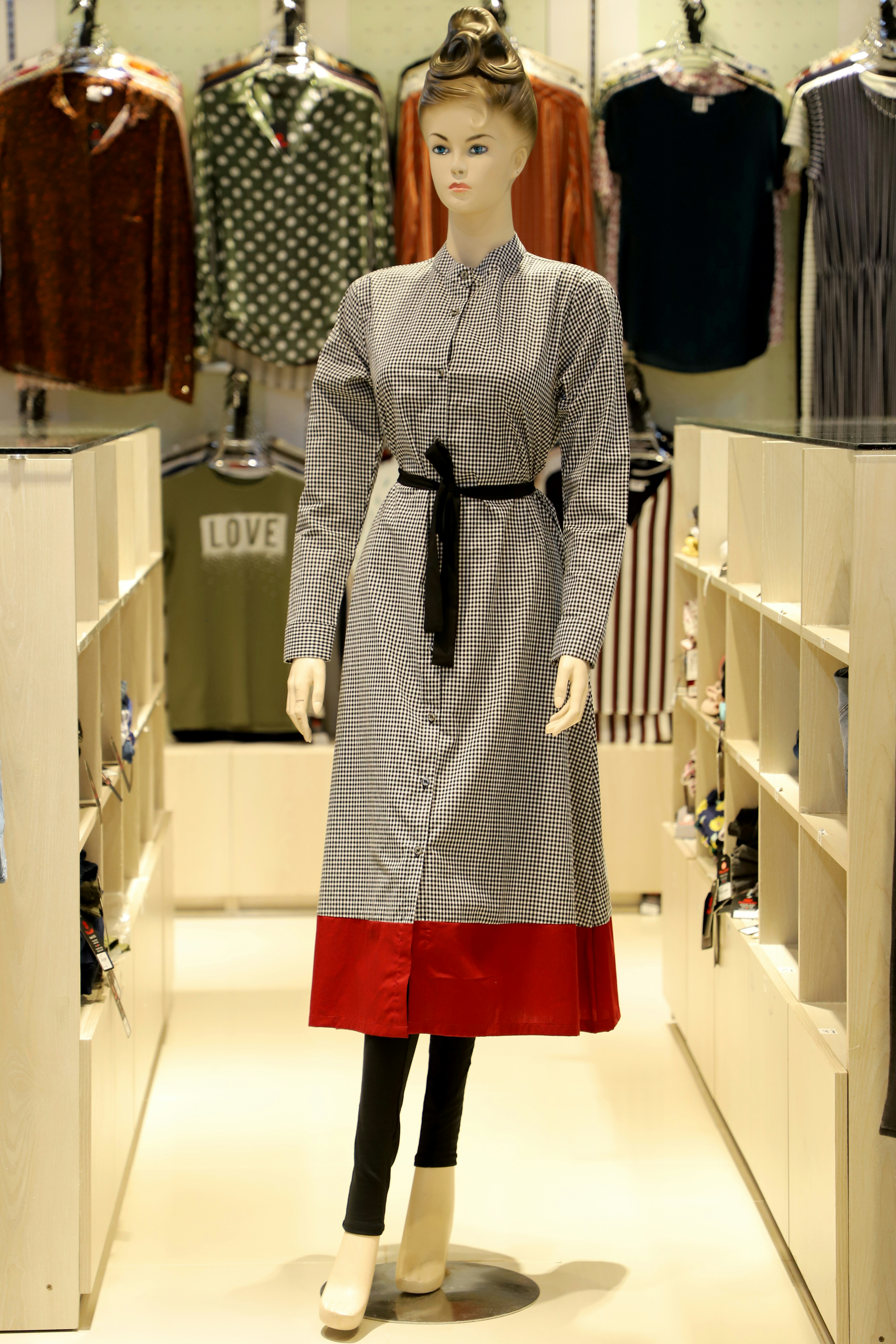 Chic Elegance: A Modern Take on Classic Fashion