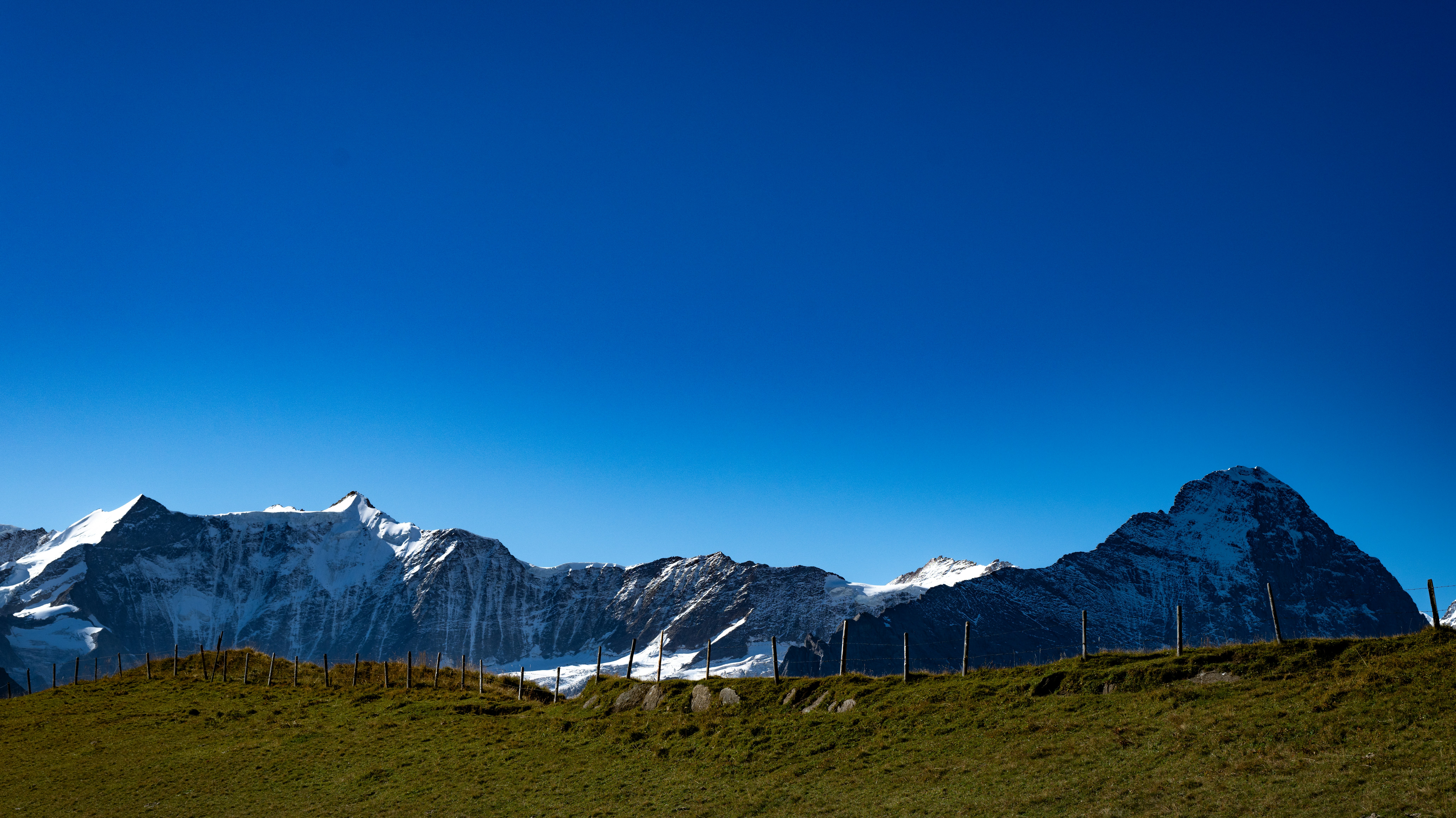 Majestic Peaks Under a Clear Sky