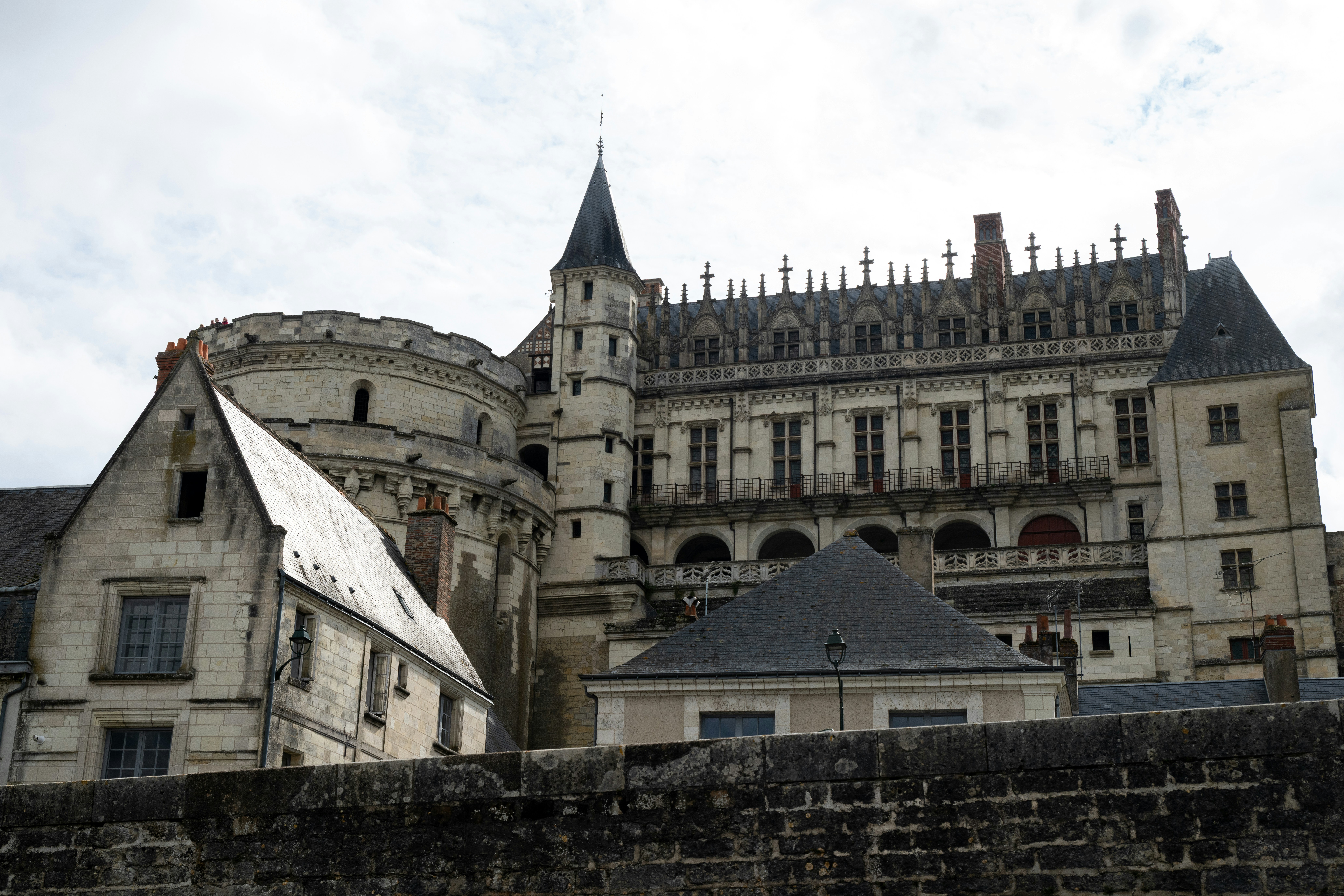 Echoes of History: The Timeless Architecture of Château de Chenonceau