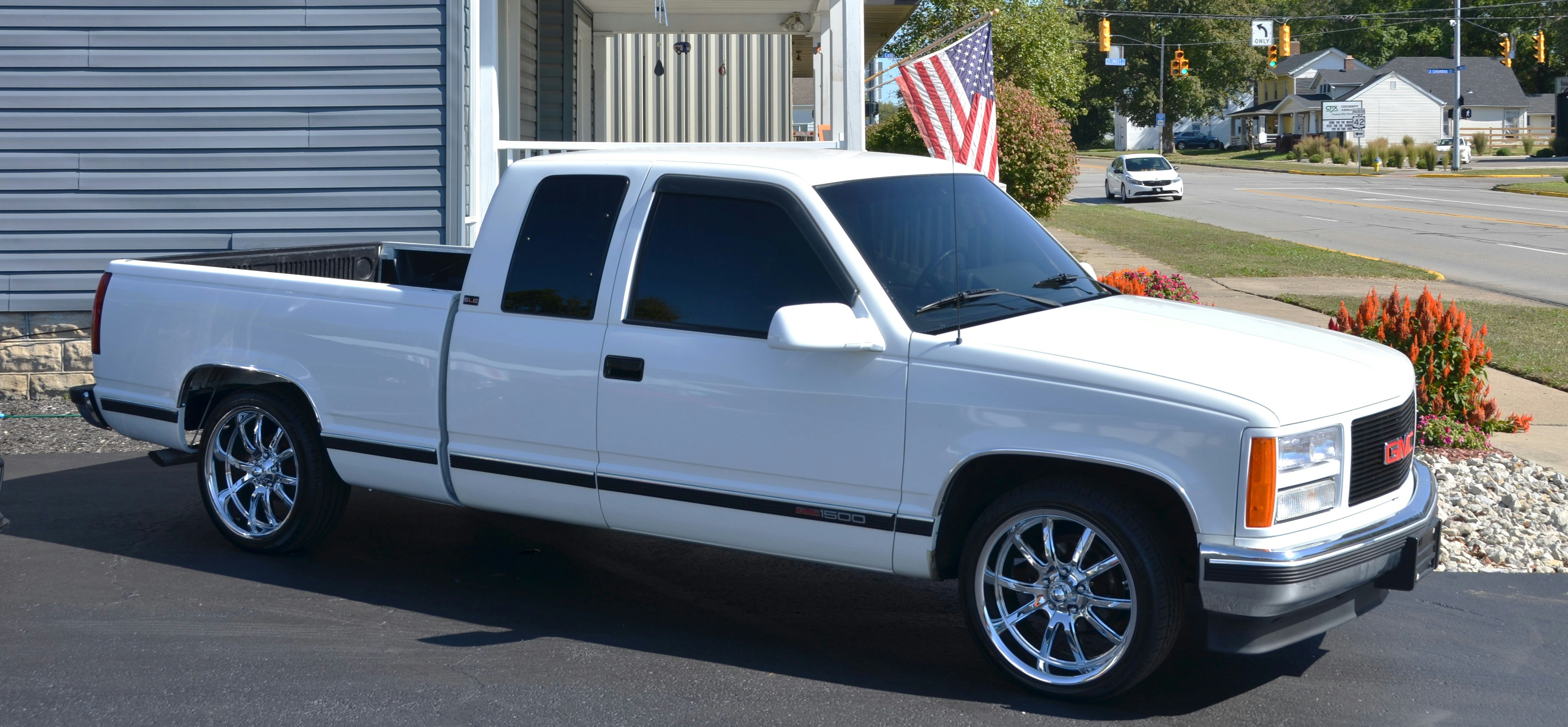 Timeless Classic: The White Pickup Revival