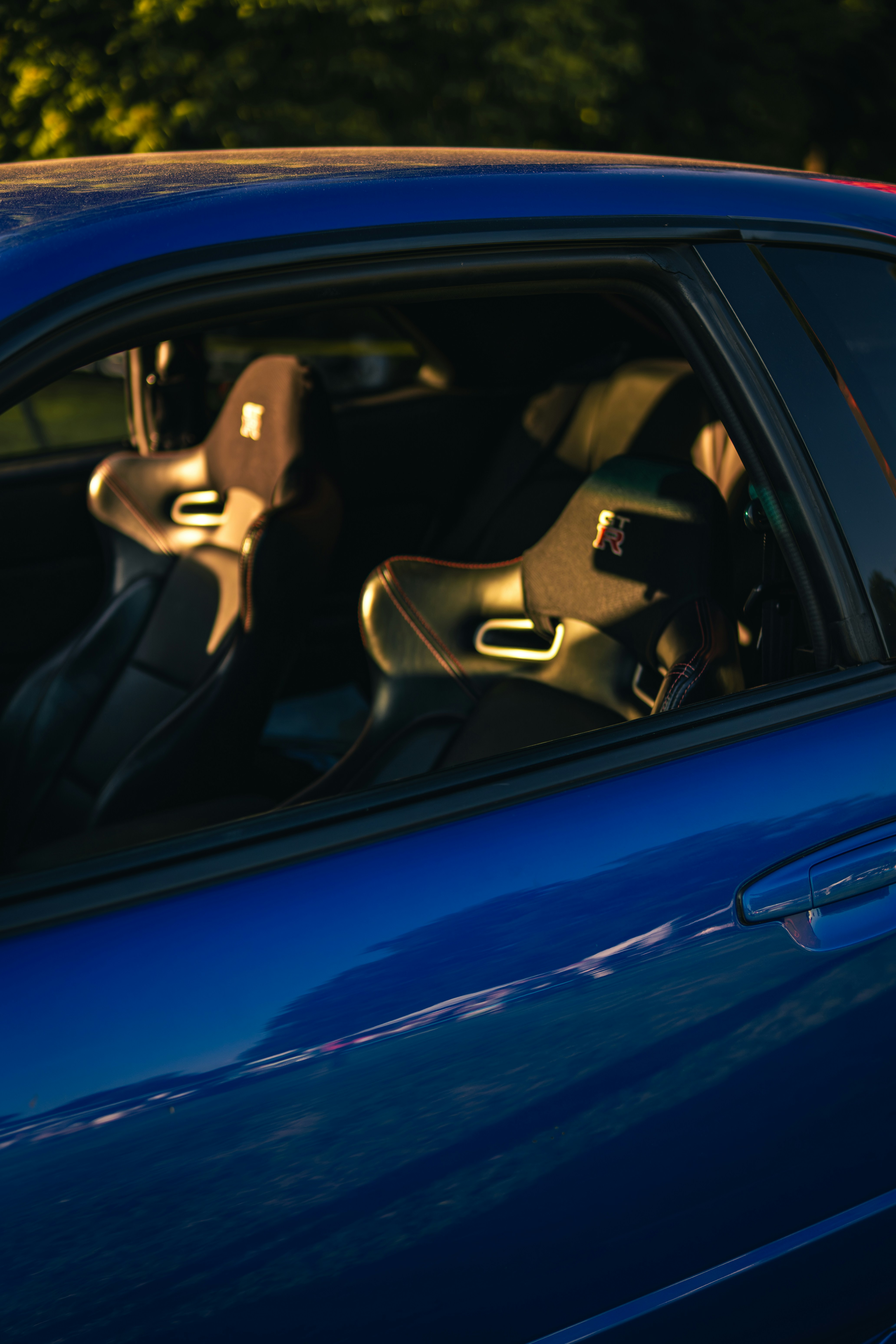 Inside the Blue Racer: A Glimpse of Performance