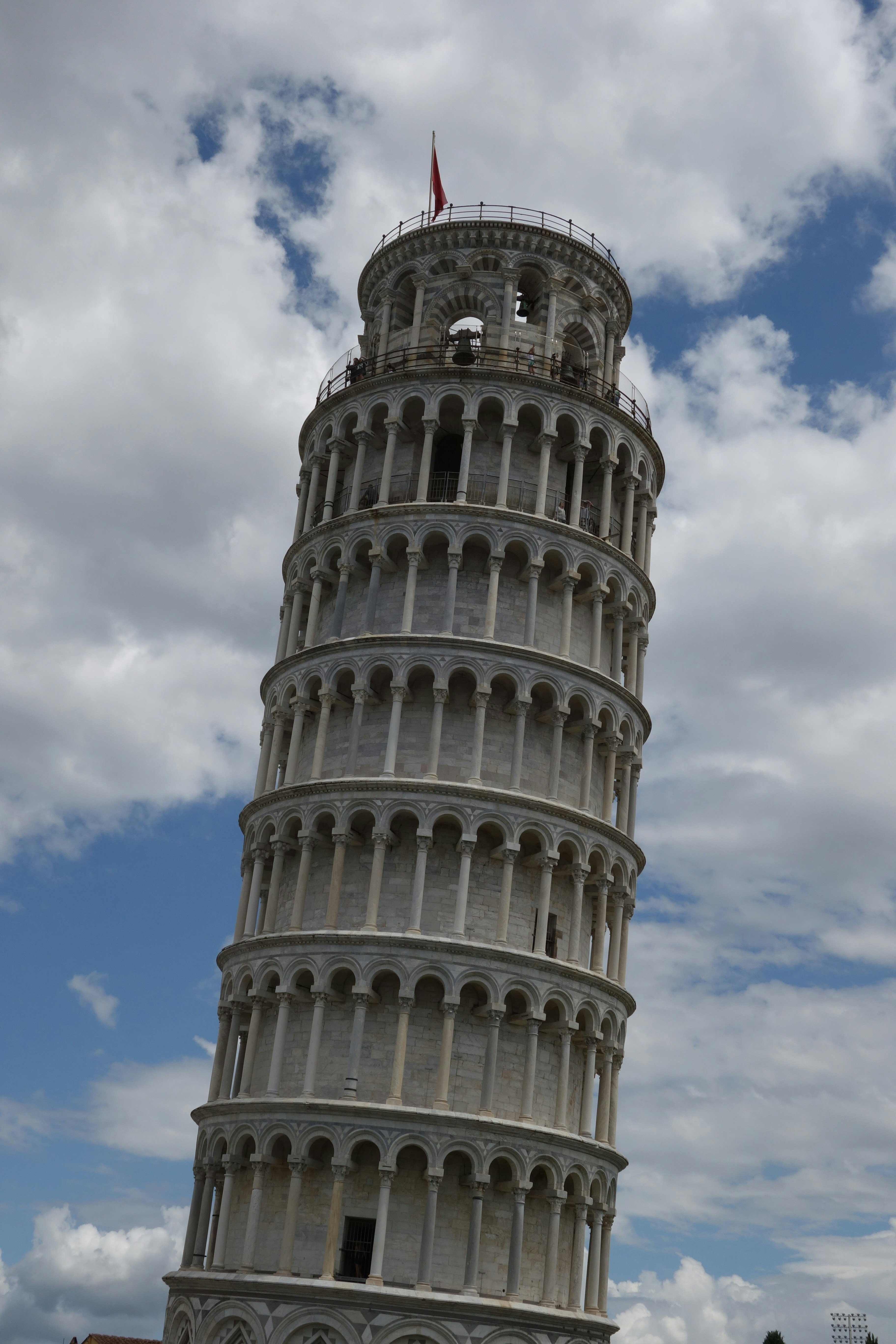 Leaning Marvel: A Tower's Defiance