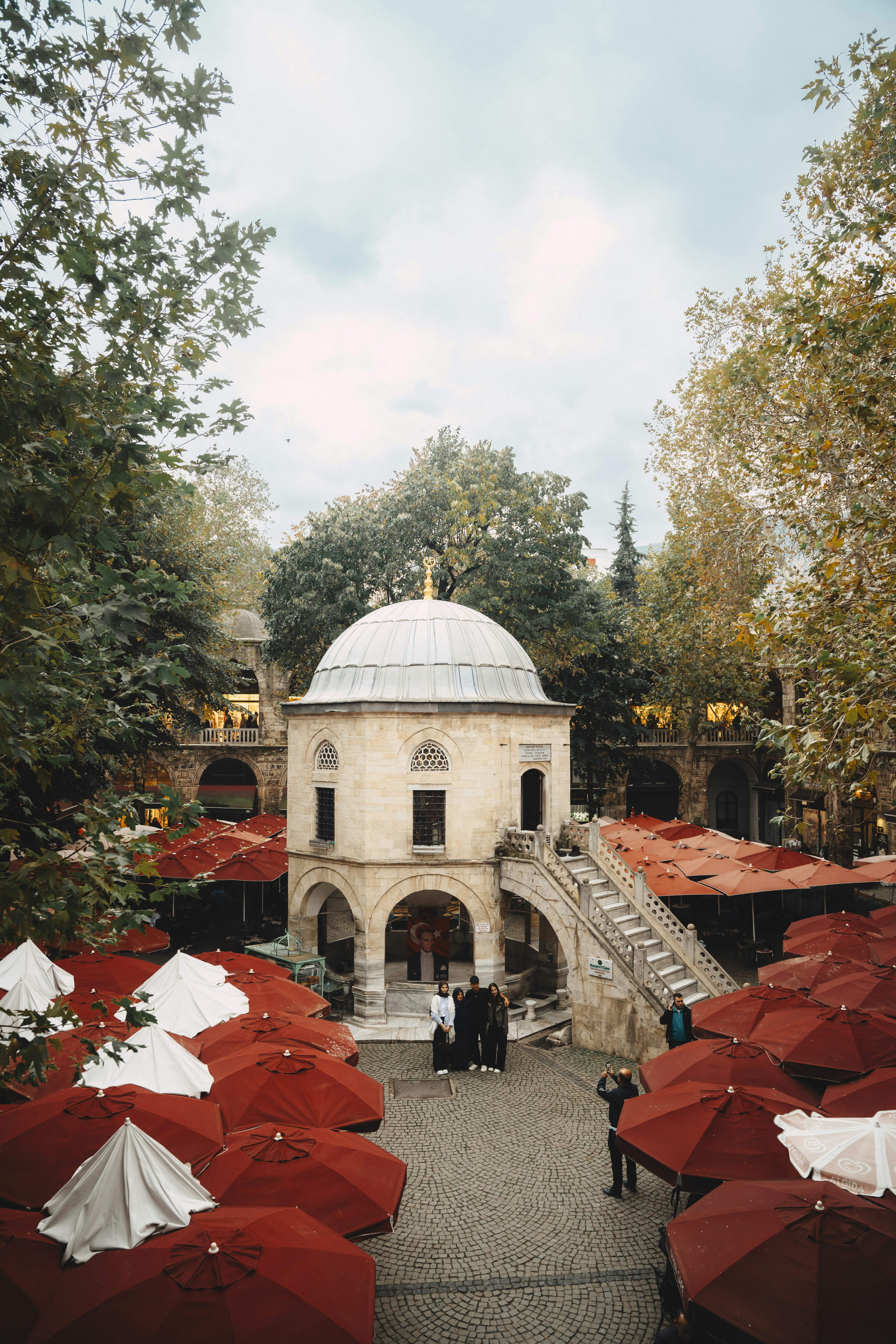 A Serene Gathering in the Heart of History