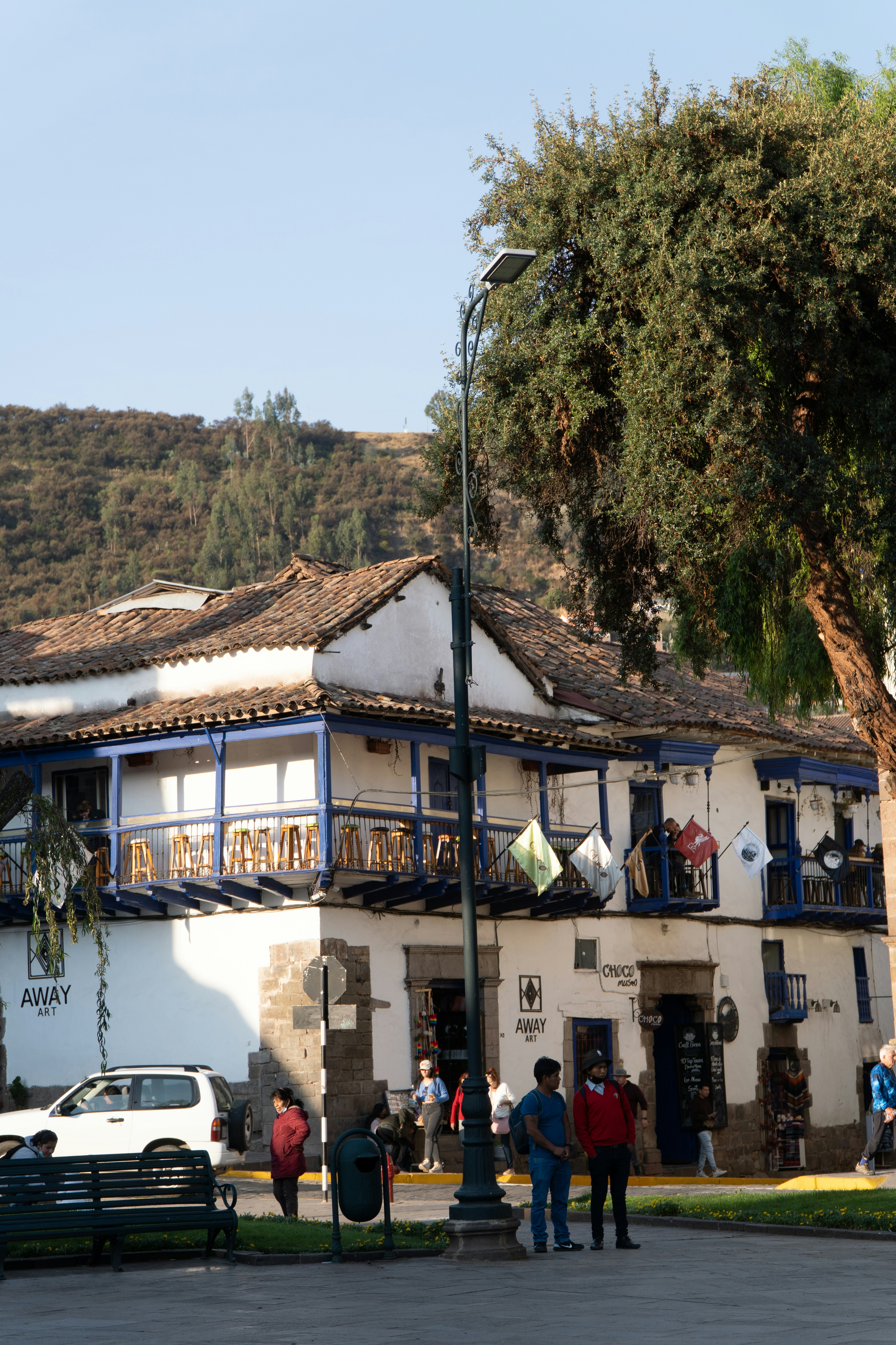 Cultural Mosaic of Cusco: A Glimpse into Daily Life