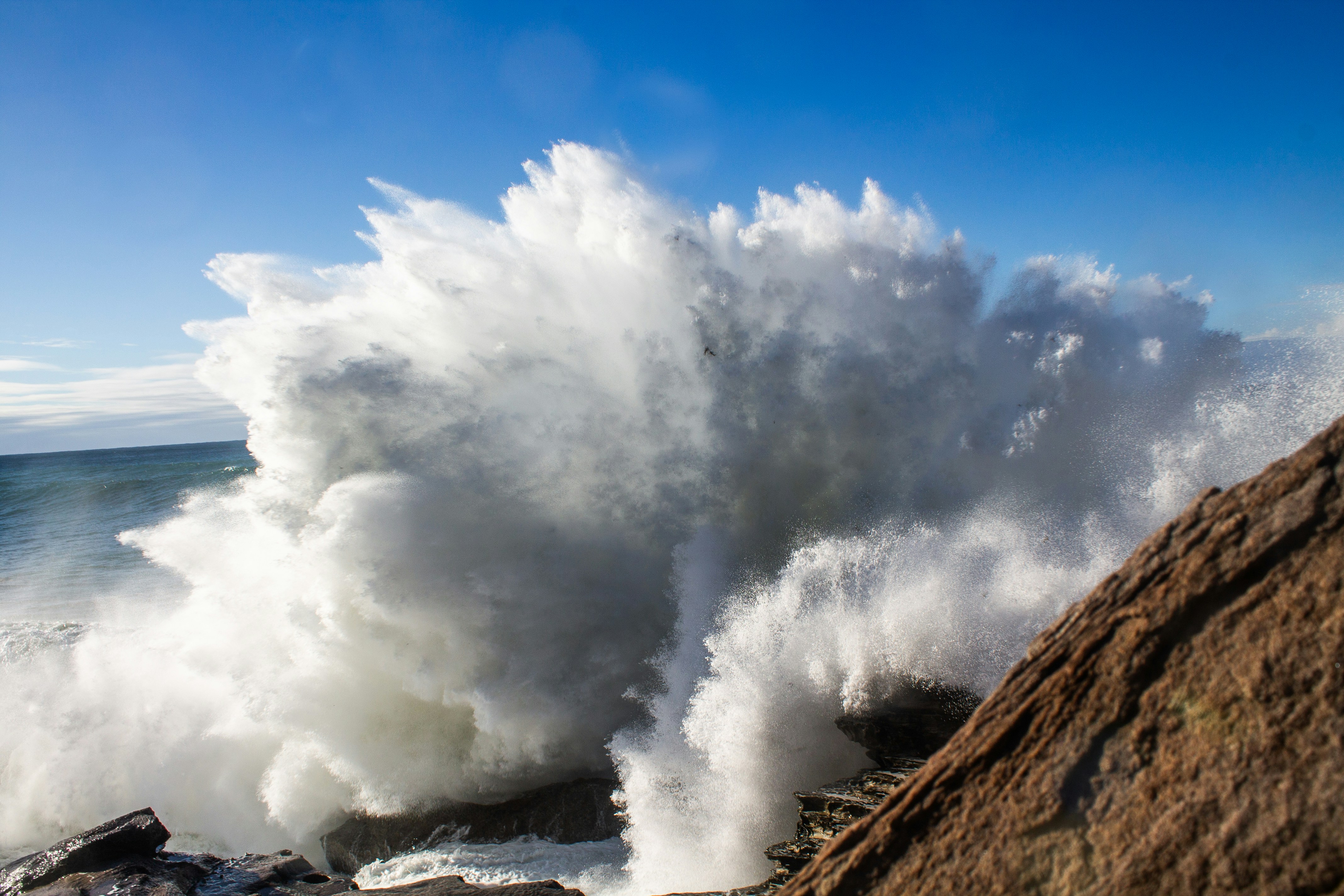 The Ocean's Roar: A Dance of Water and Rock