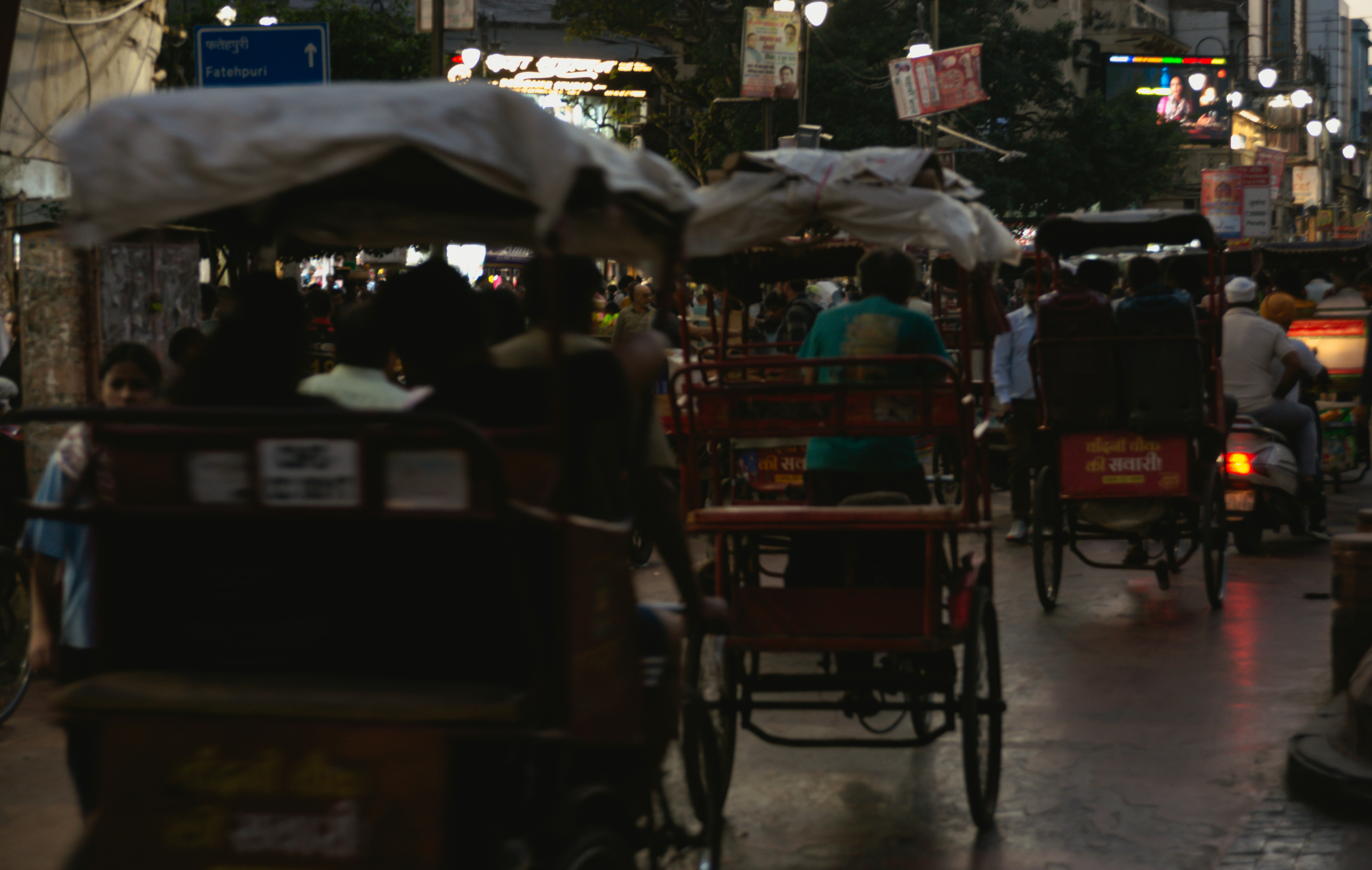 Urban Pulse: The Rhythm of Rickshaws