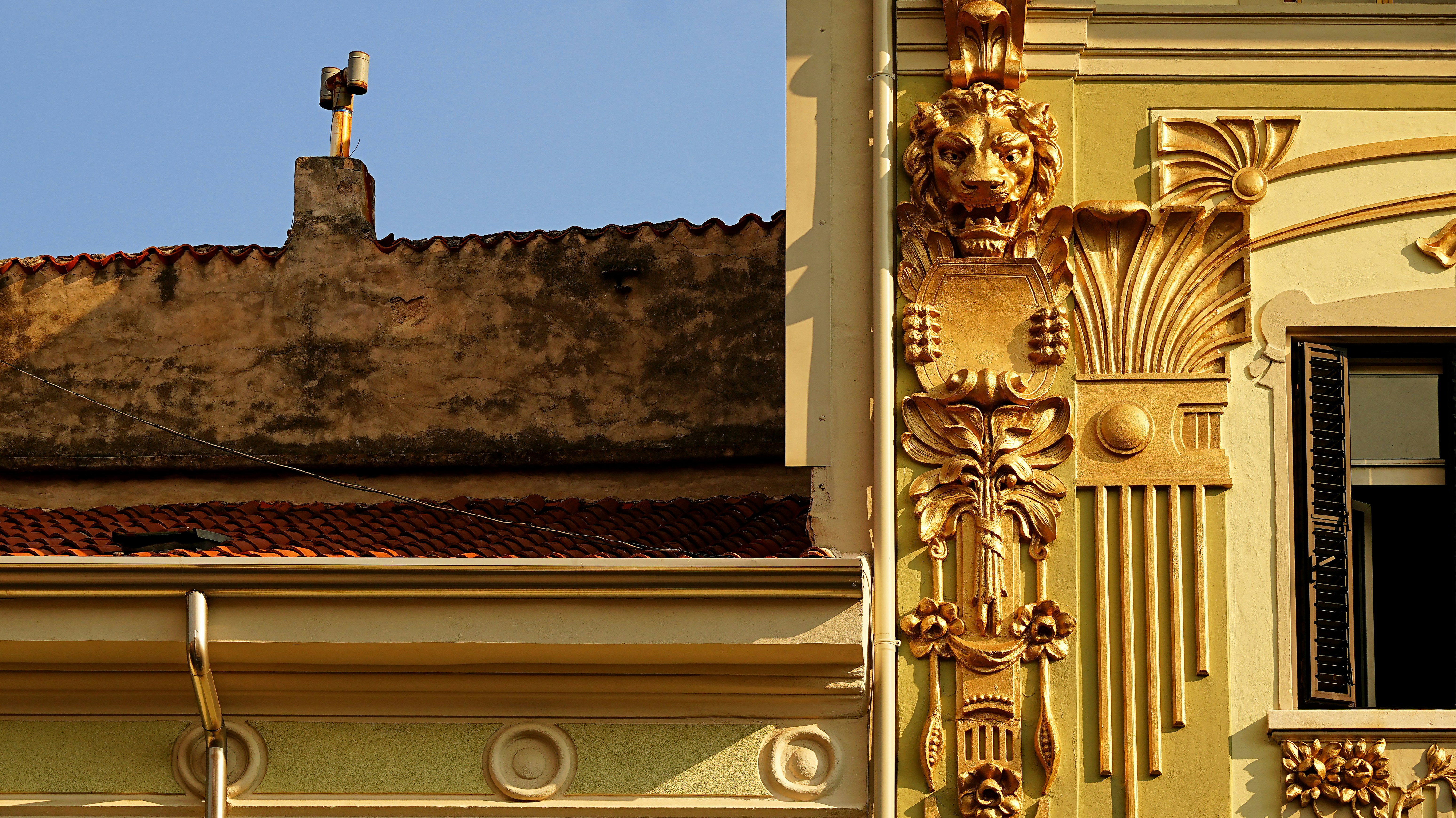 Architectural Elegance: A Glimpse of Heritage