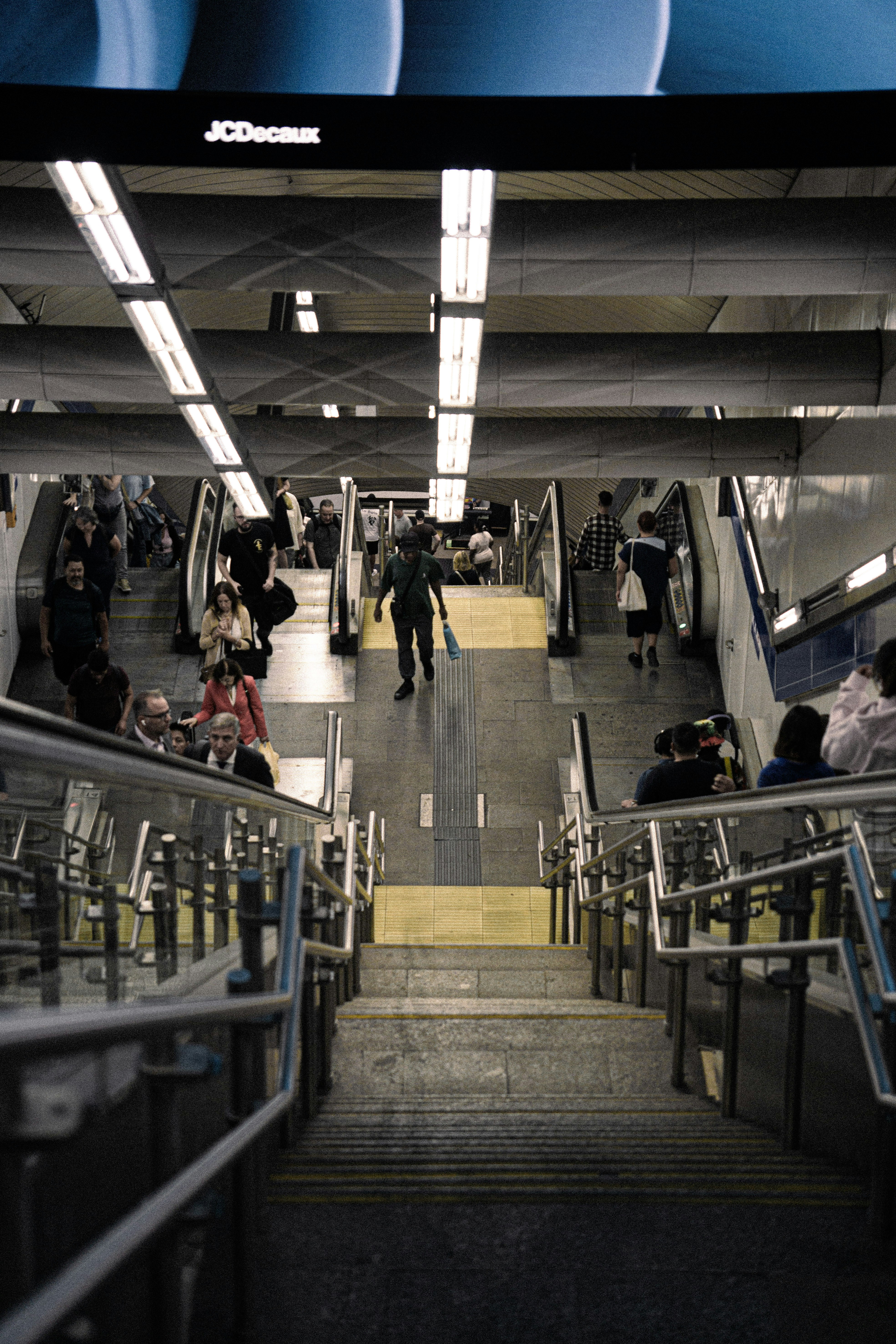 Urban Flow: The Pulse of Commuters