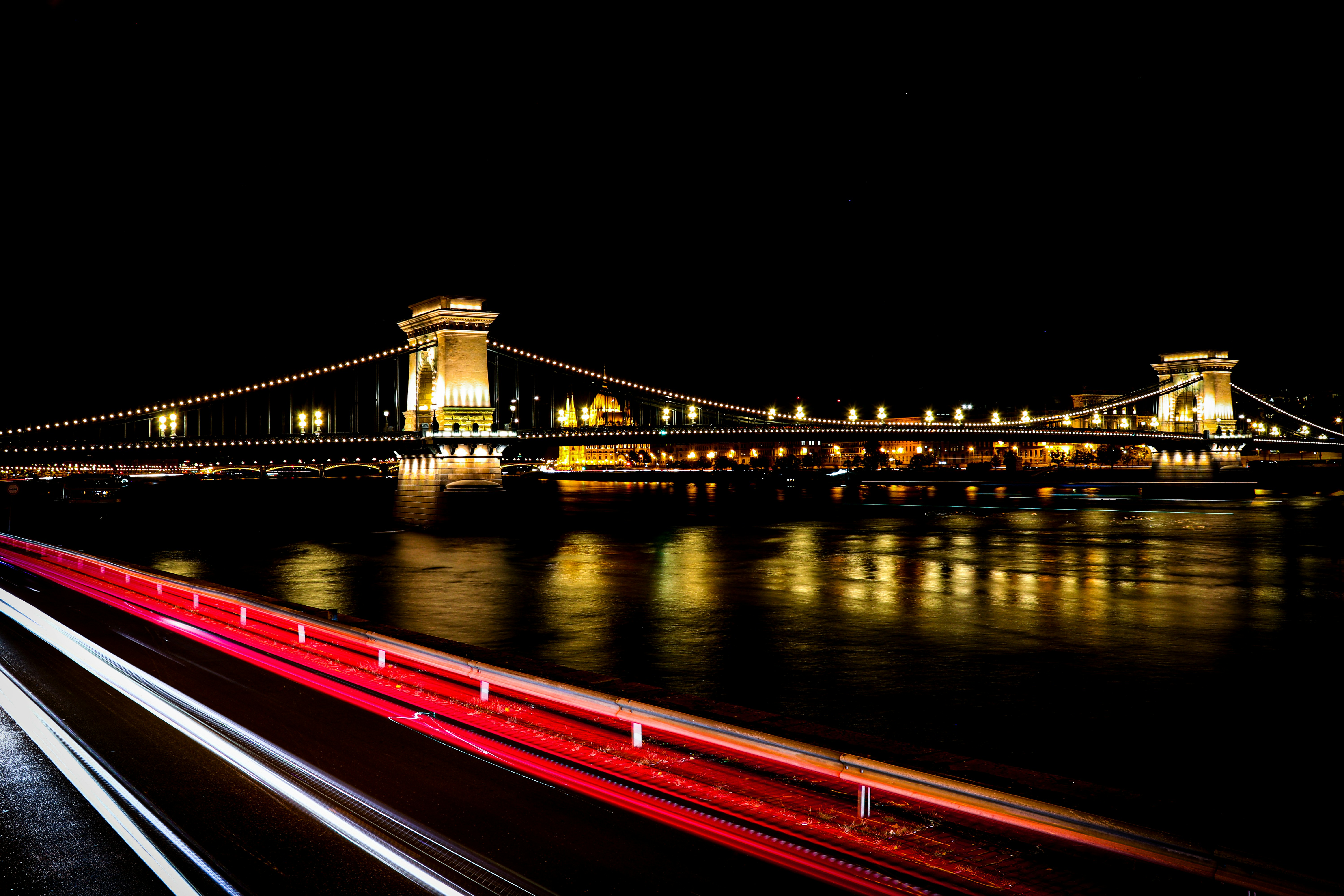 Illuminated Elegance: The Chain Bridge at Night