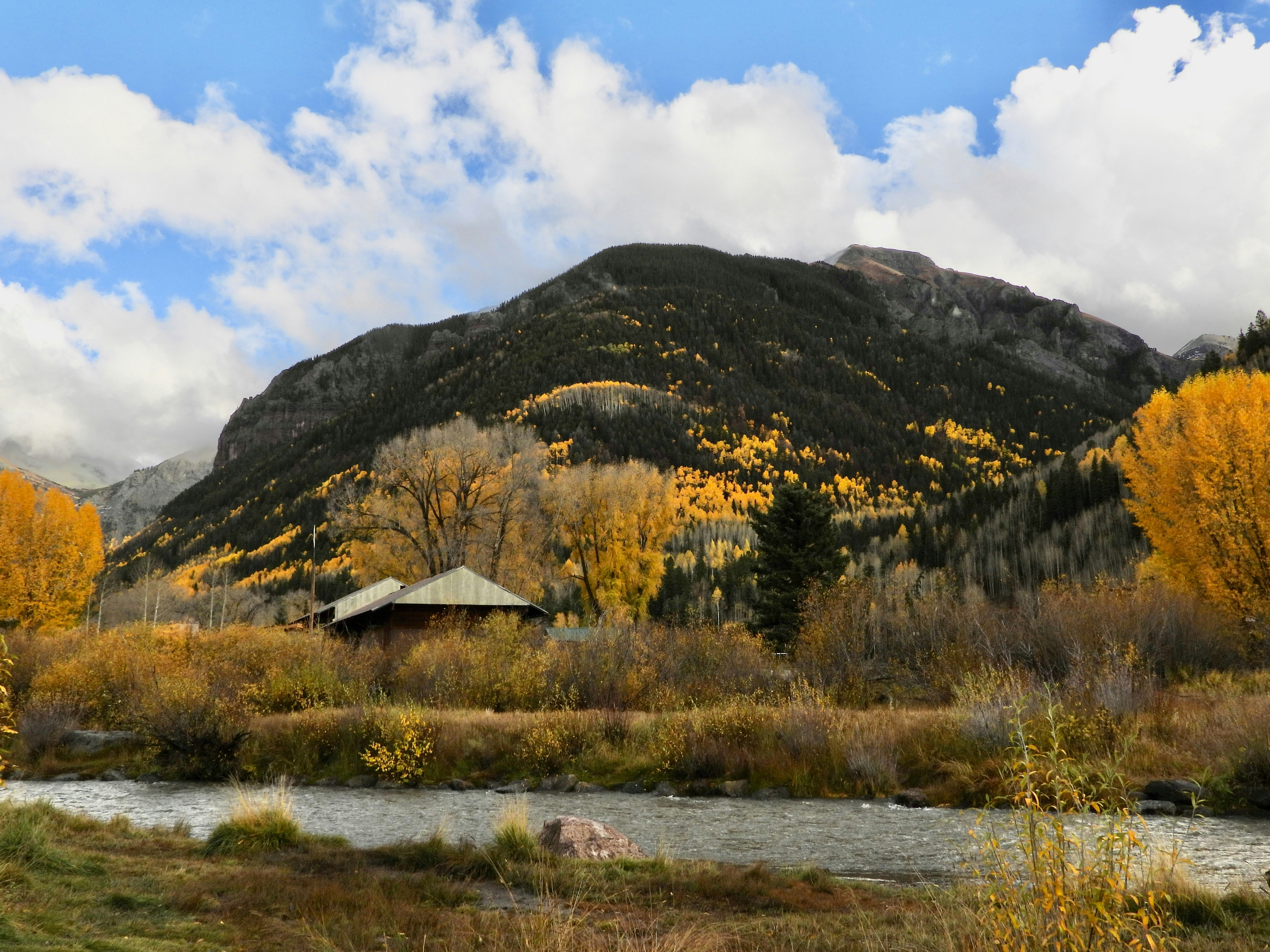 Autumn's Embrace: A Mountain Retreat