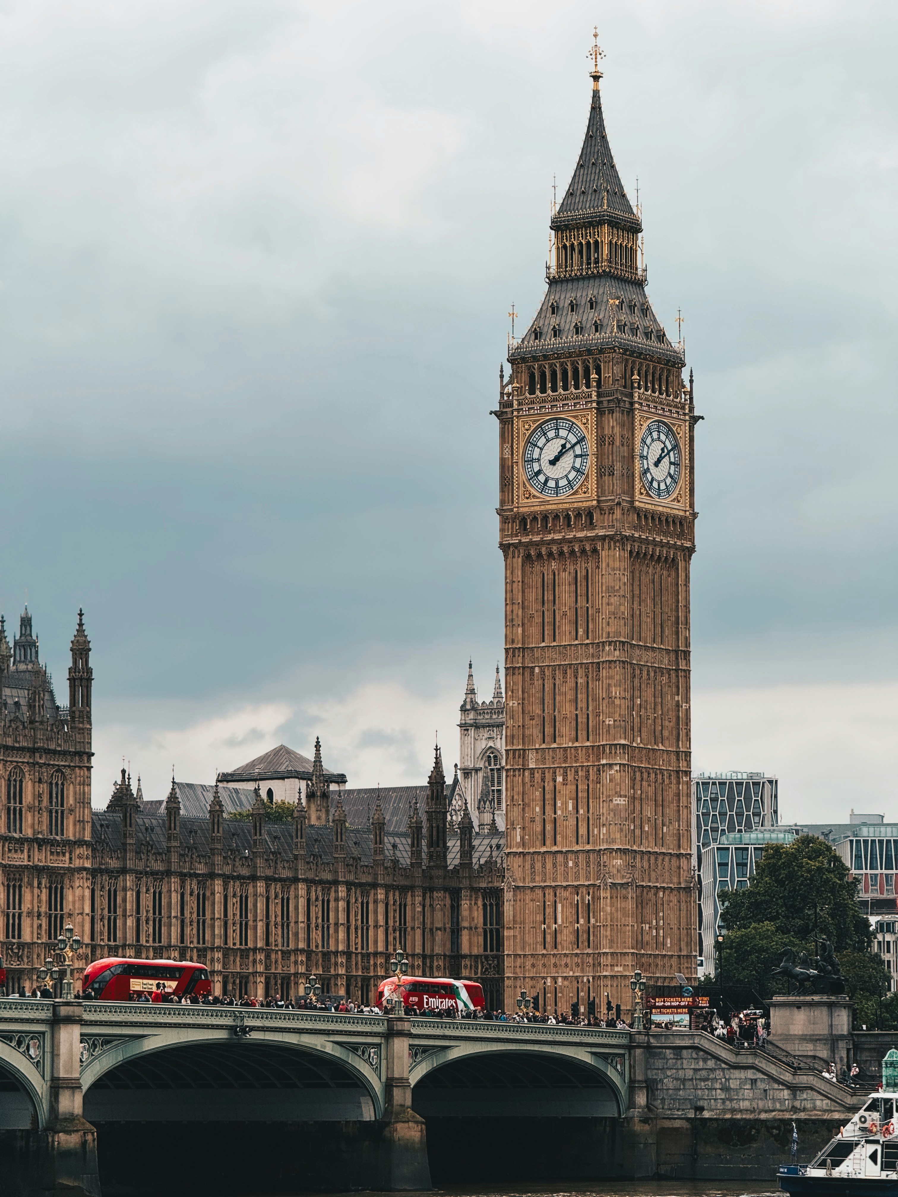 Big ben clock tower and westminster bridge in london. photo – Free ...