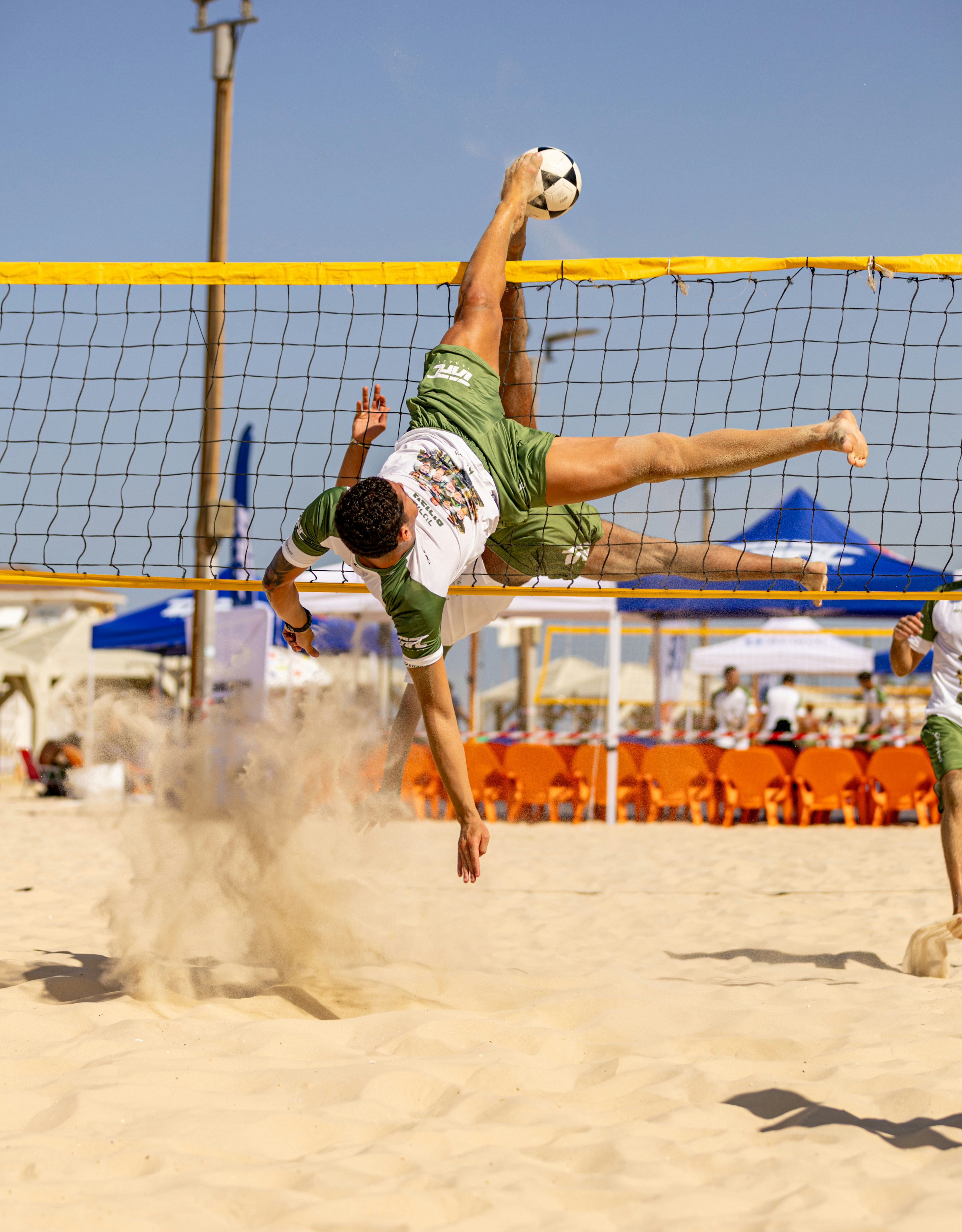 Aerial Acrobatics on the Sand