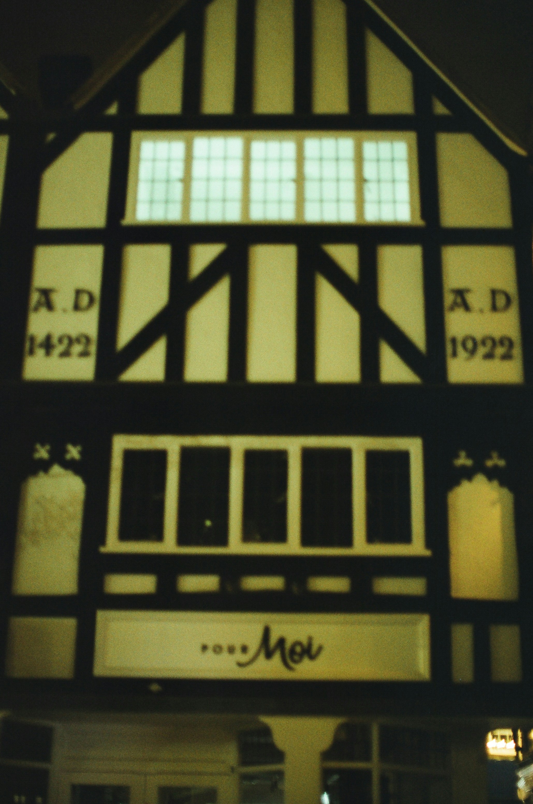 Tudor style building facade with dates ad 1422 and 1922. photo – Free ...