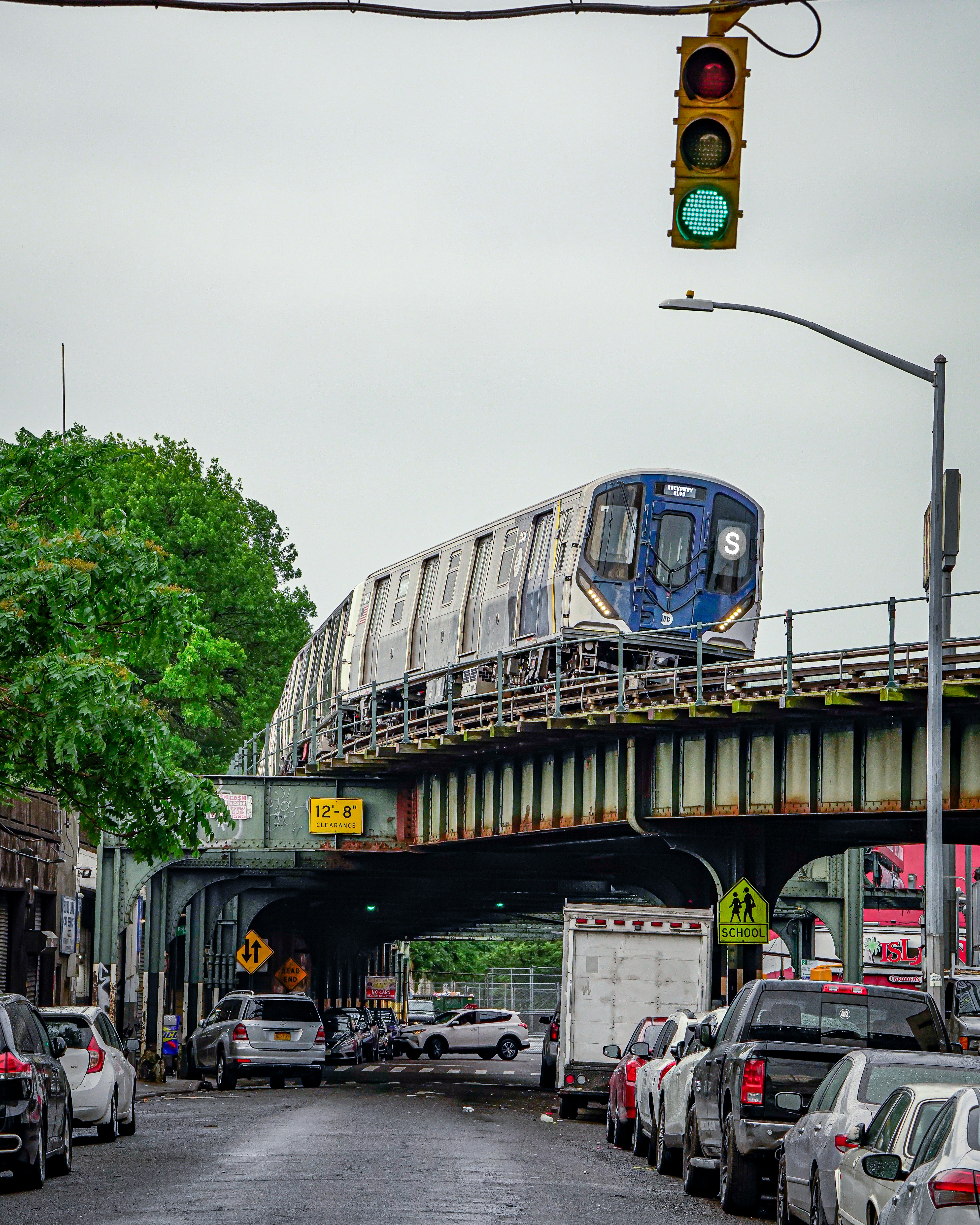 Urban Transit in Motion: A Day on the Elevated Line