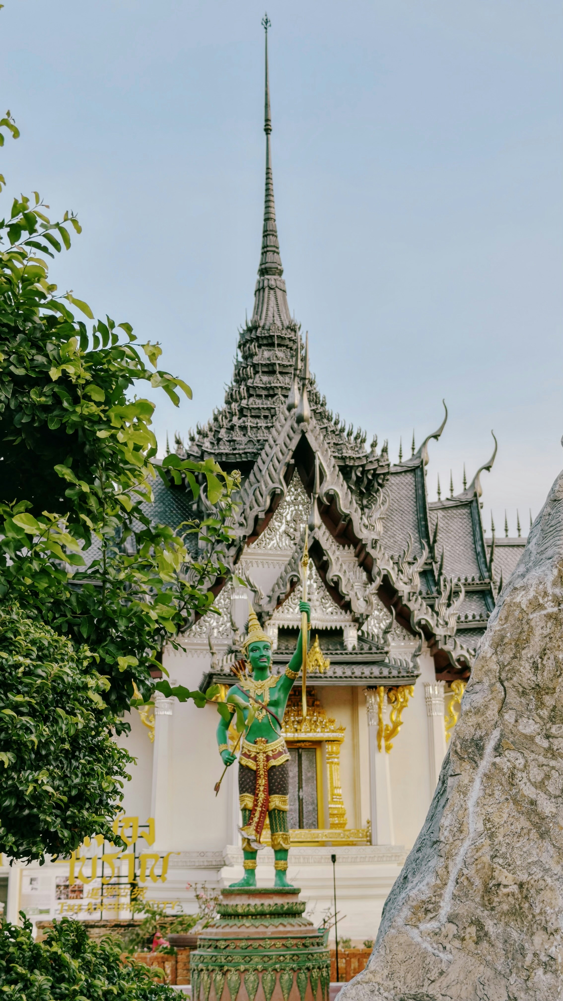Guardian of the Temple: A Serene Encounter