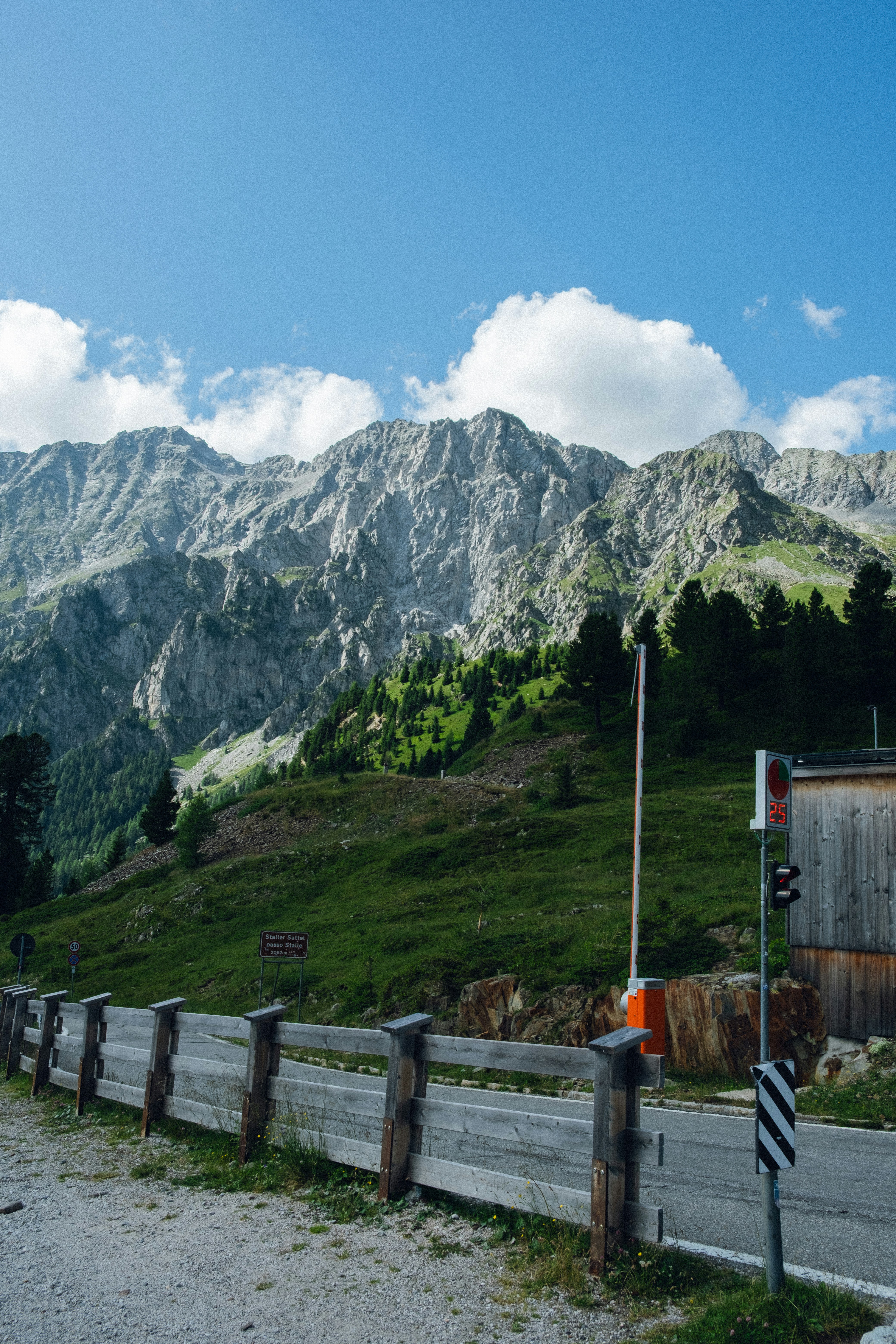 Guardrail Vista: Alpine Ridge Beyond the Curve