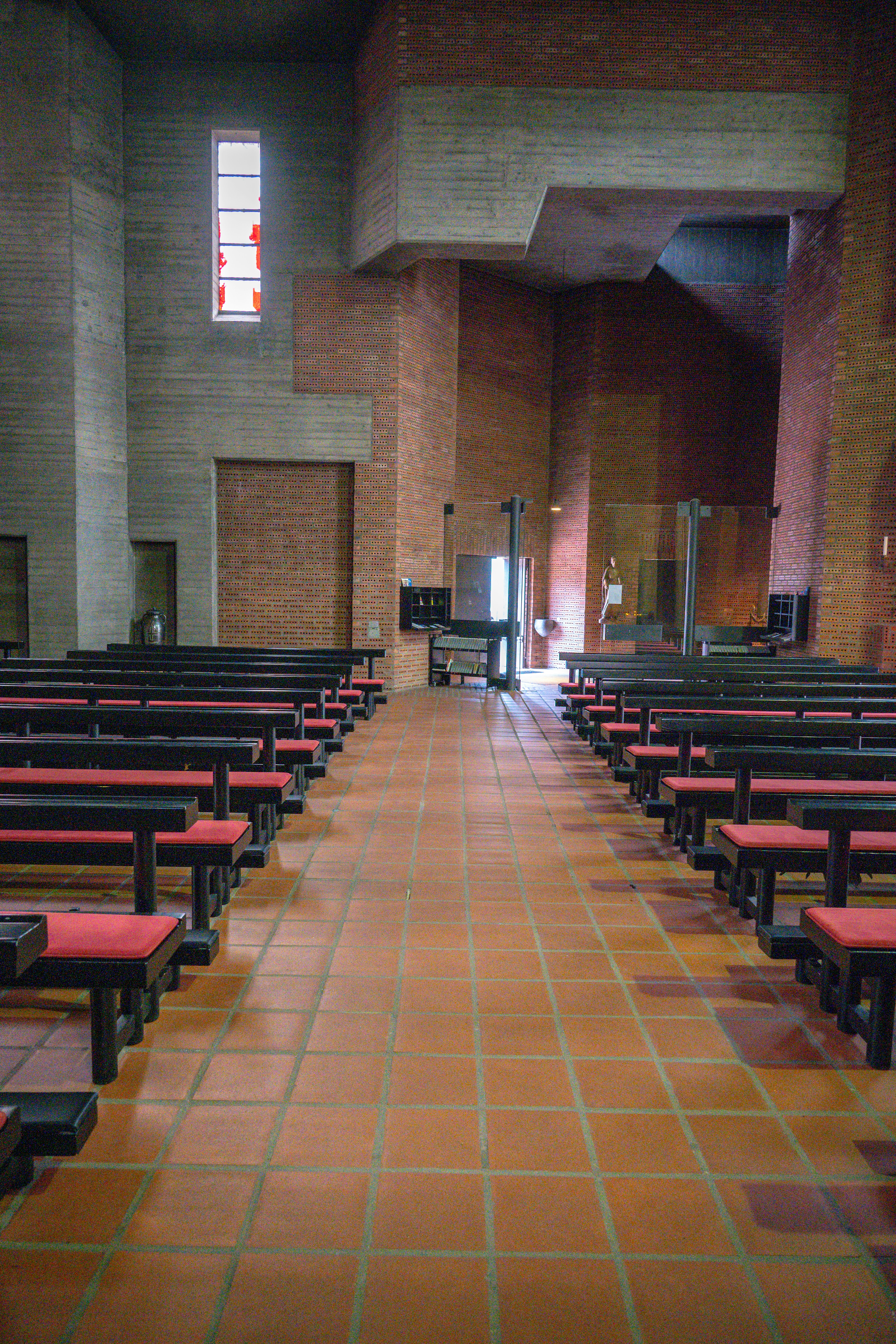 Harmony in Architectural Simplicity
