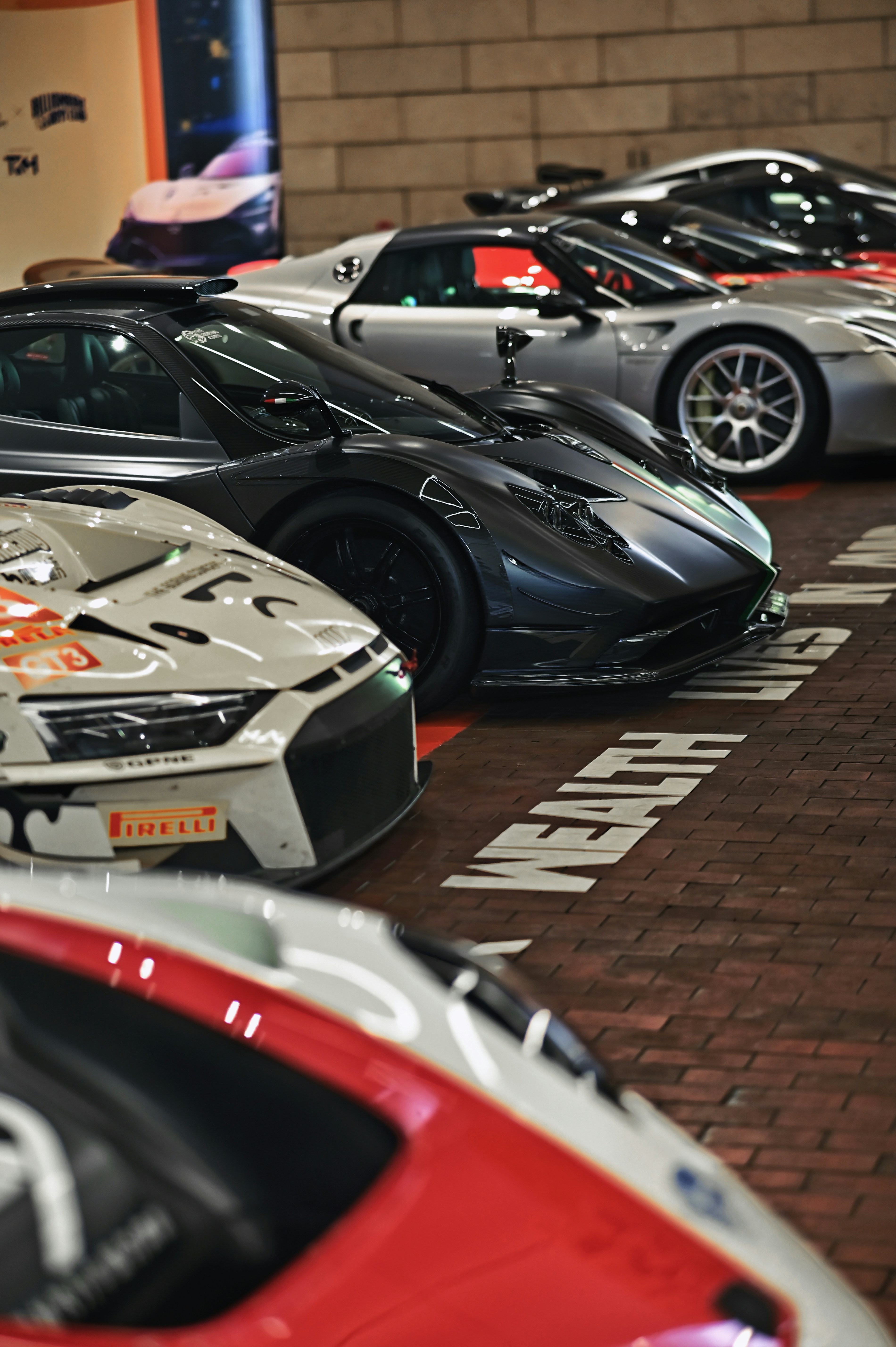 McLaren P1,720s,Audi R8,Porsche 911GT3,Pagani Zonda,Ferrari LaFerrari,supercars,hypercars