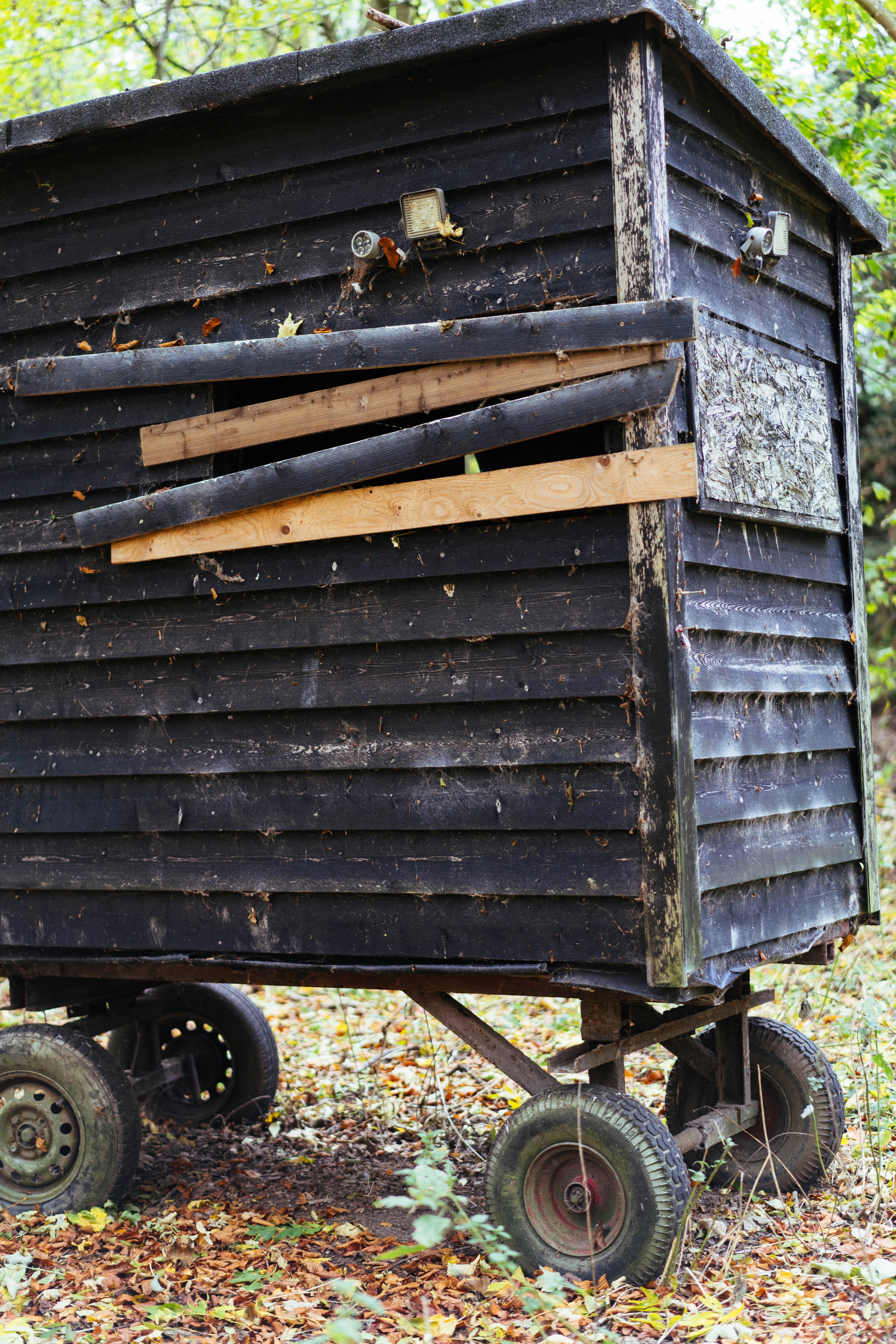 The Rustic Hideaway: A Mobile Observation Post