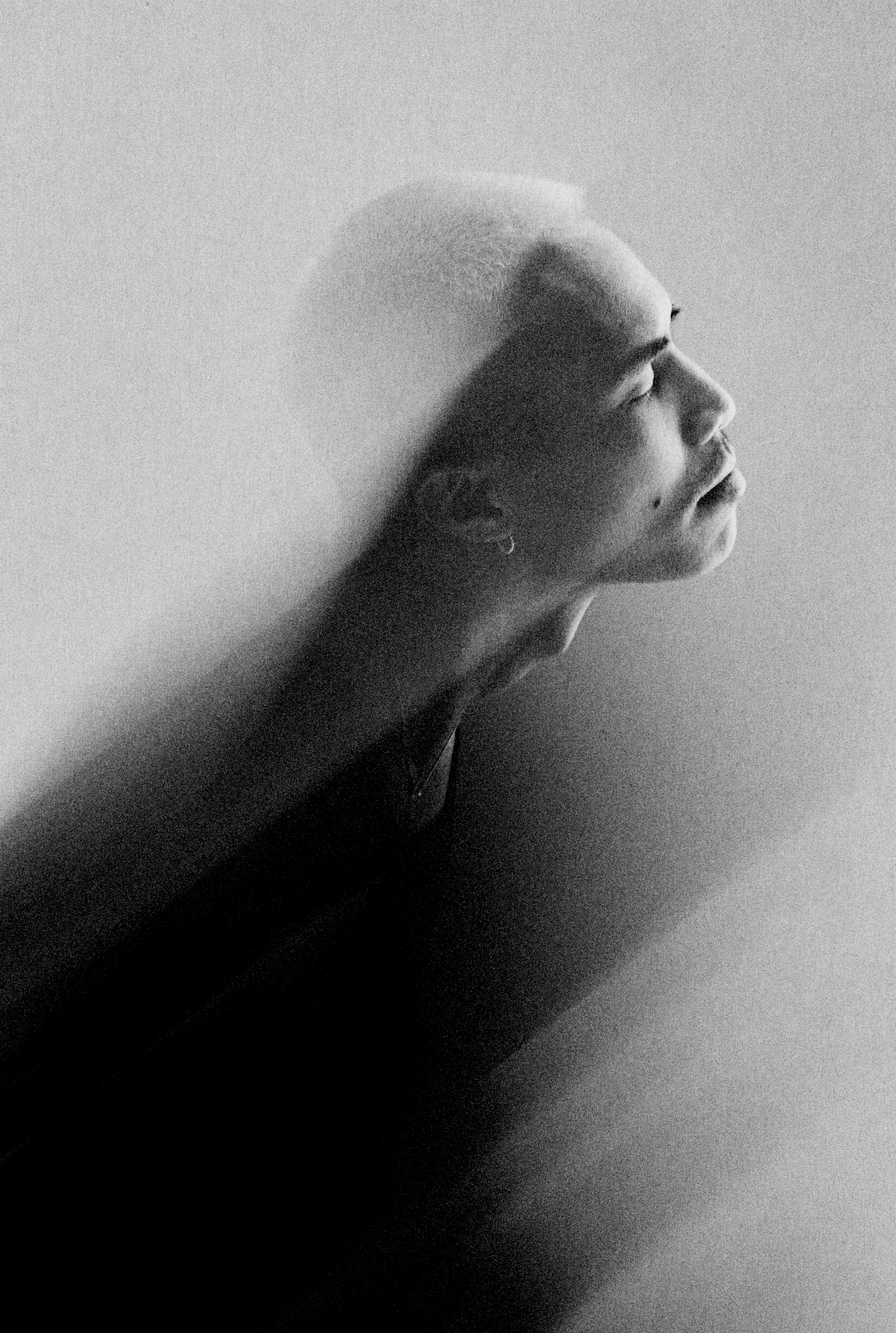 Man with blurred motion effect in profile photo – Free Abstract Image ...