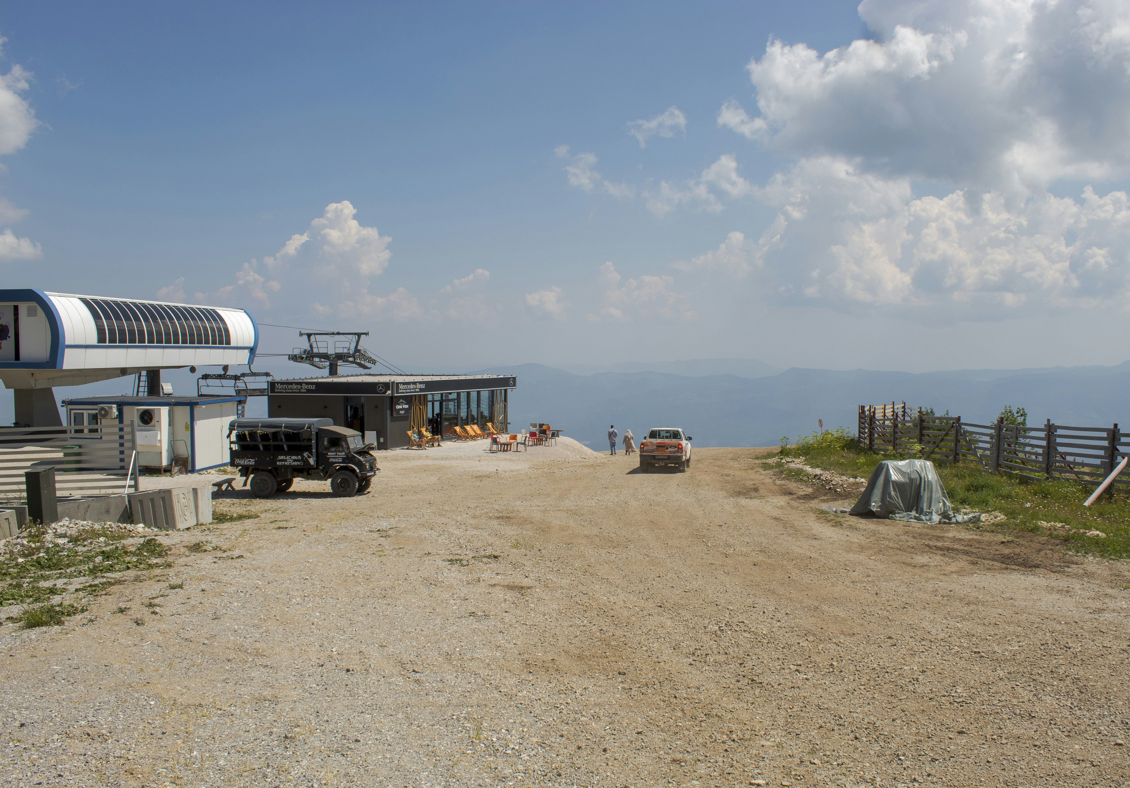 Summit Serenity: A Mountain Retreat