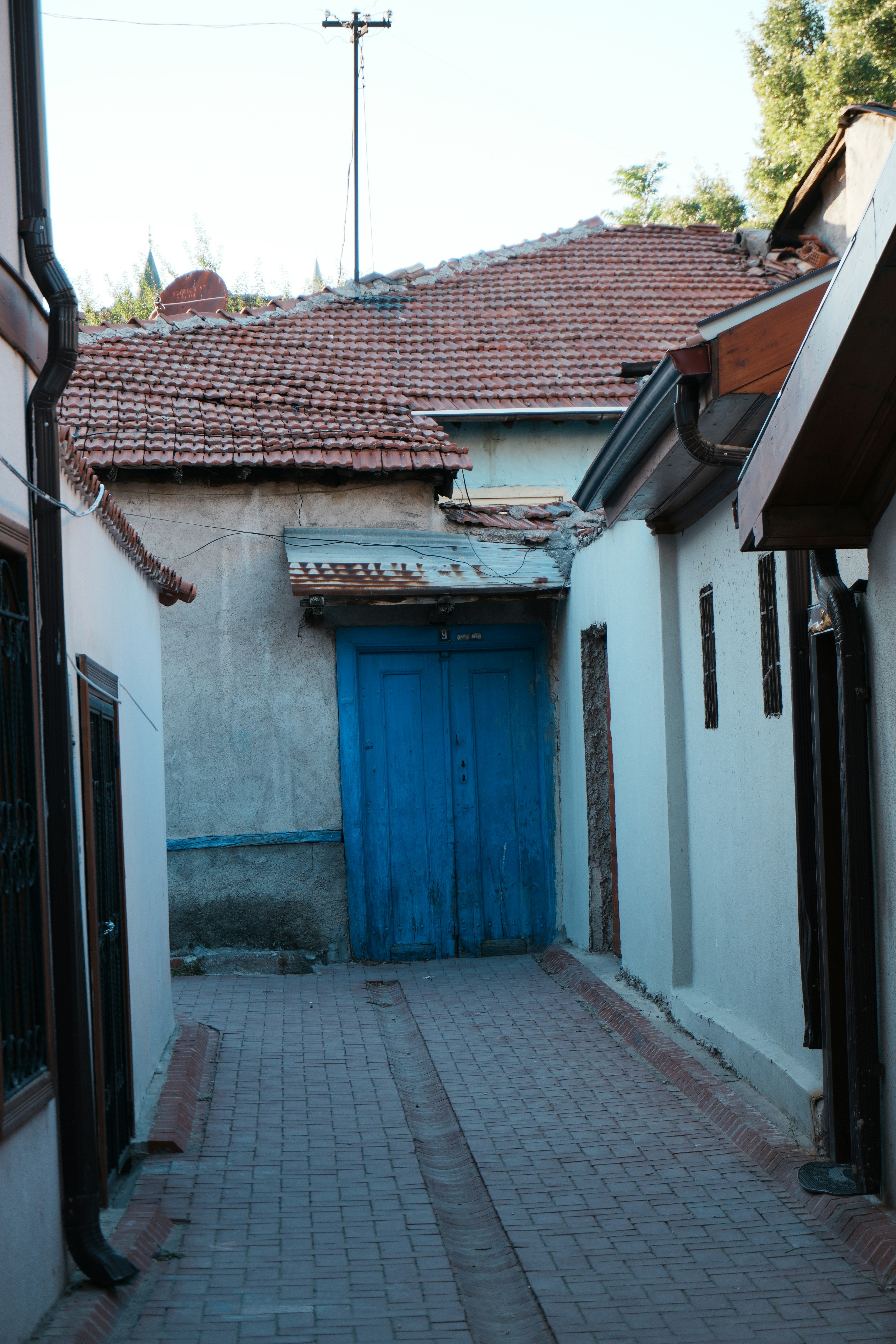 The Whispering Alleyway: A Journey Through Time