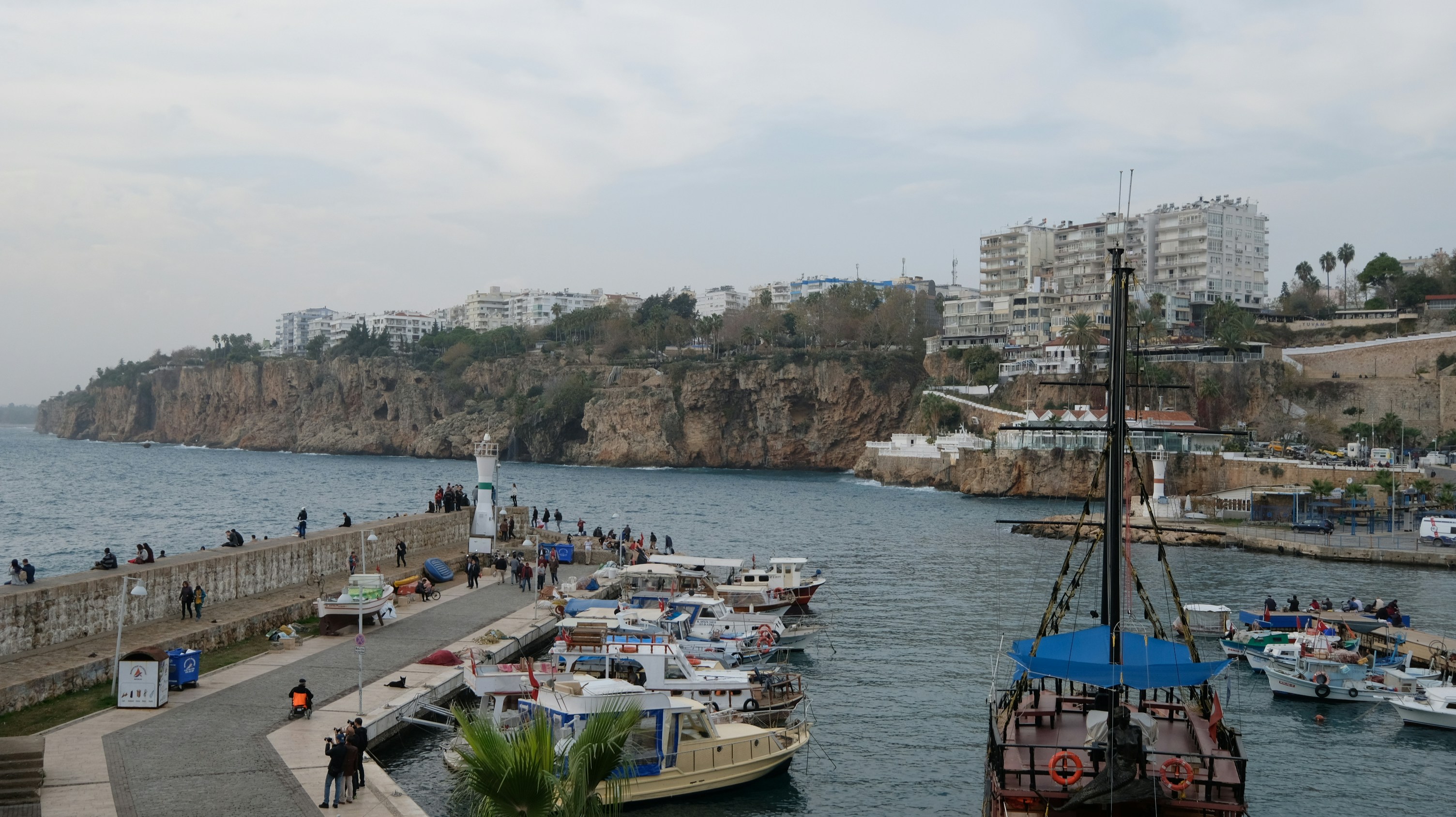 Harbor Serenity Amidst Urban Cliffs