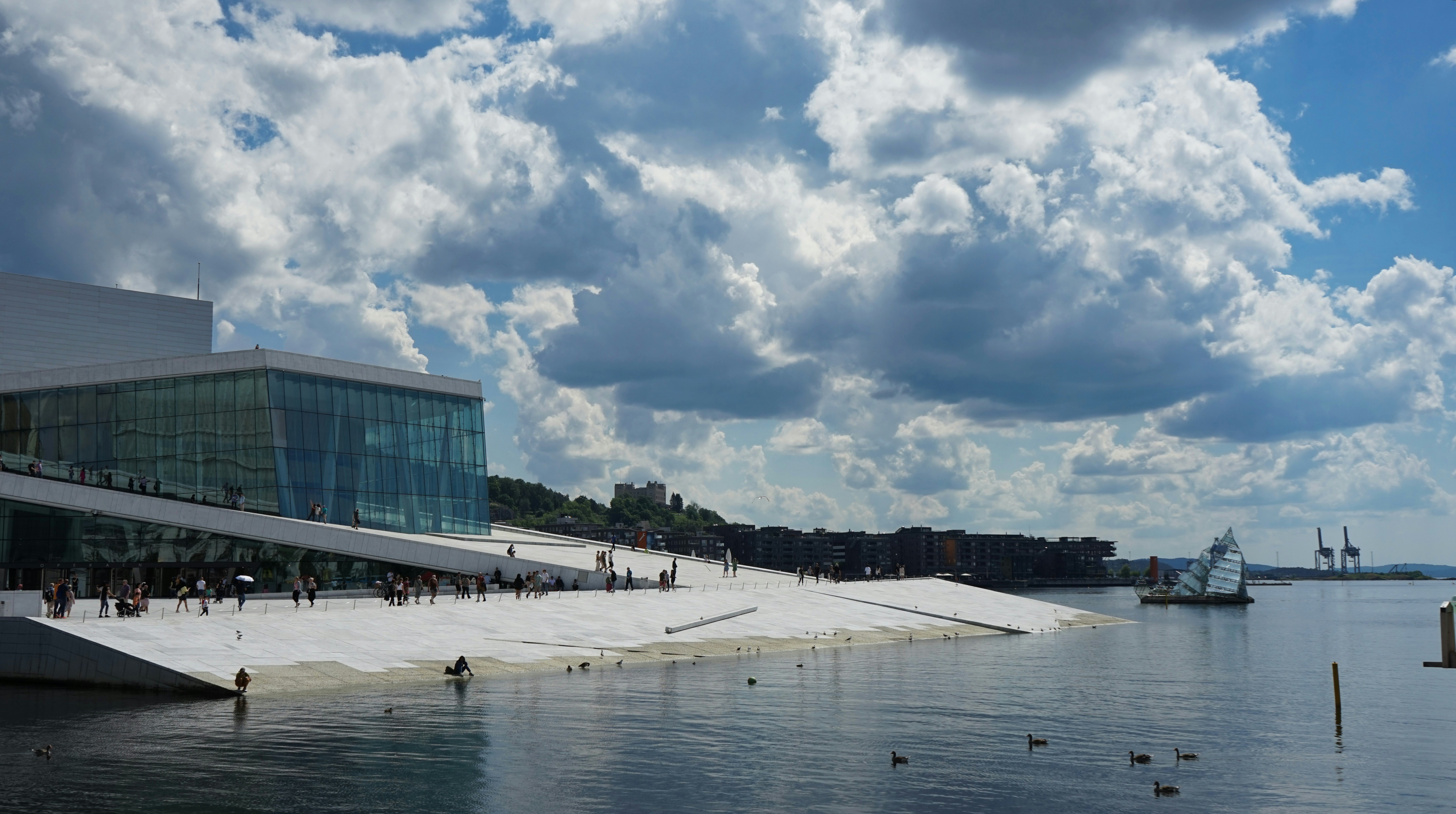 Architectural Harmony: The Meeting of Water and Design