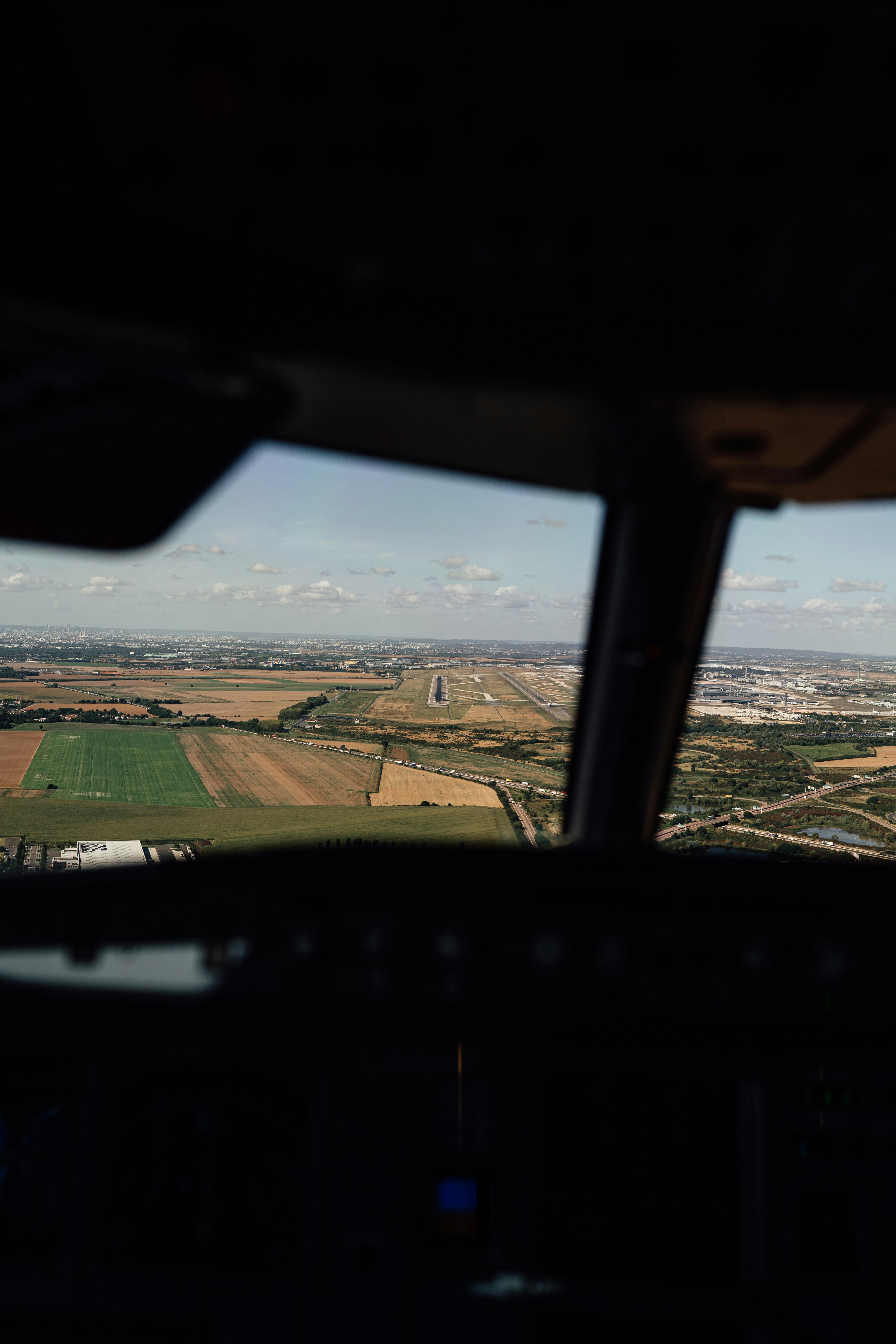 Aerial Descent: The Approach to Landing