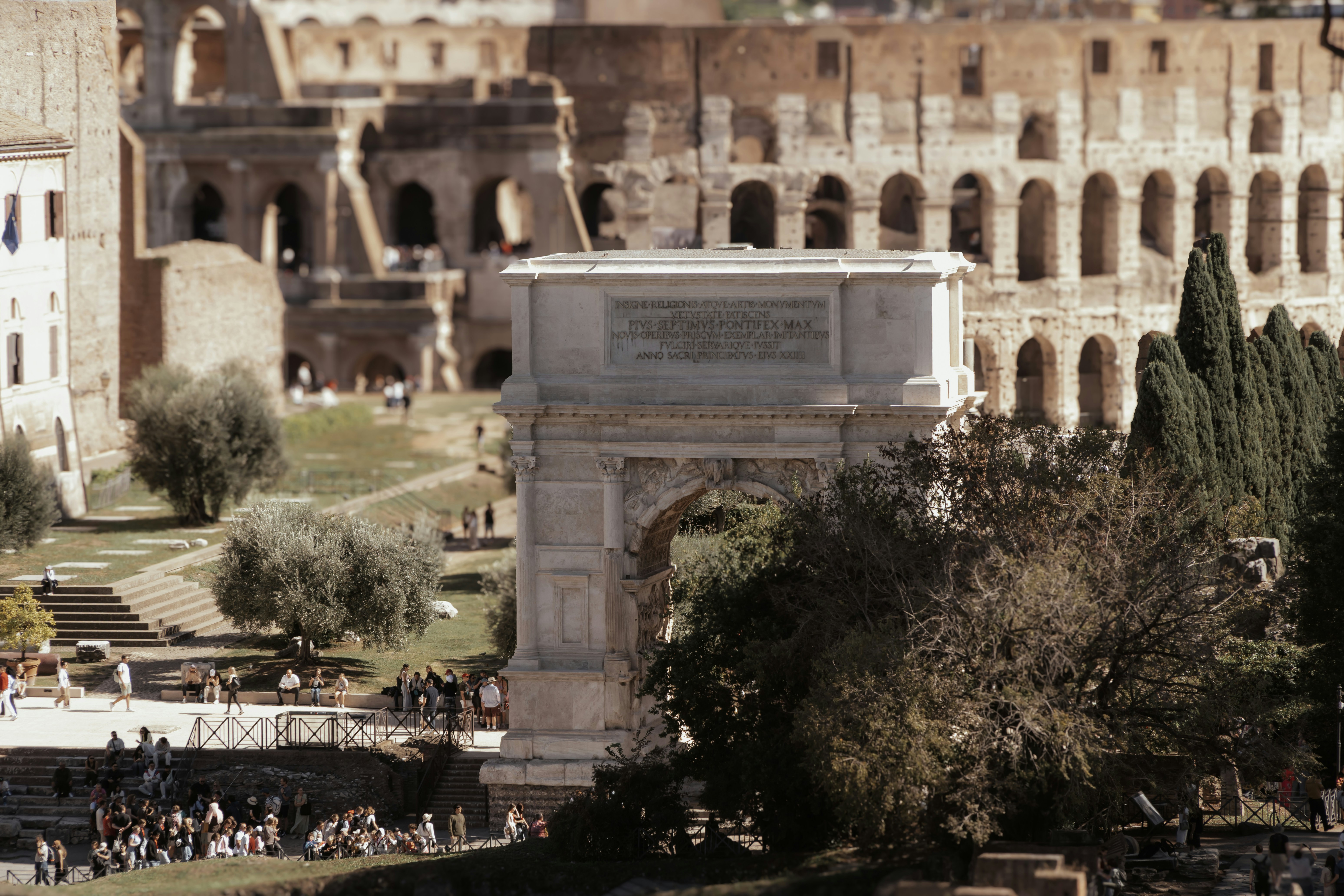 Echoes of Ancient Glory: The Arch of Constantine