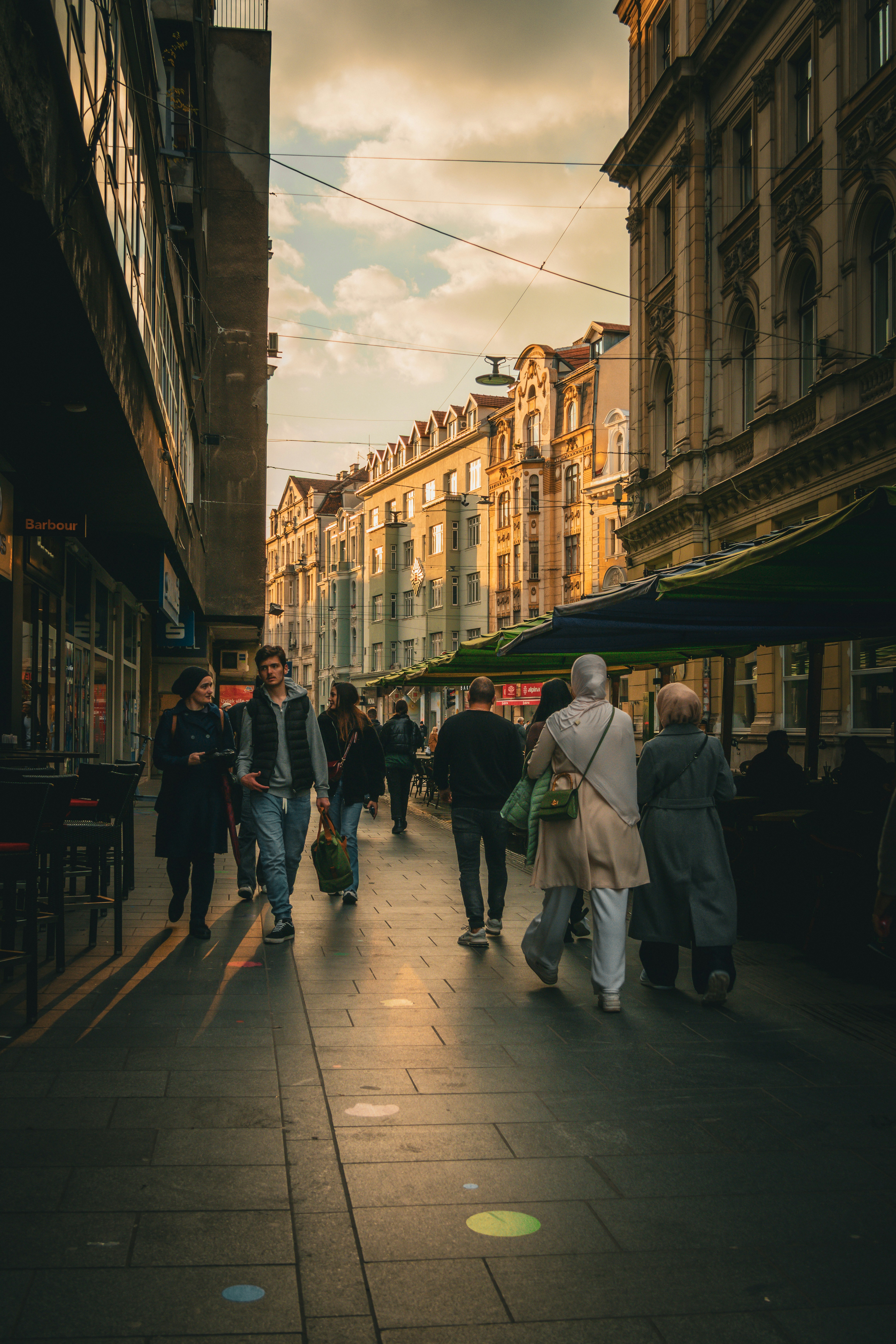 Urban Stroll: A Glimpse of Everyday Life